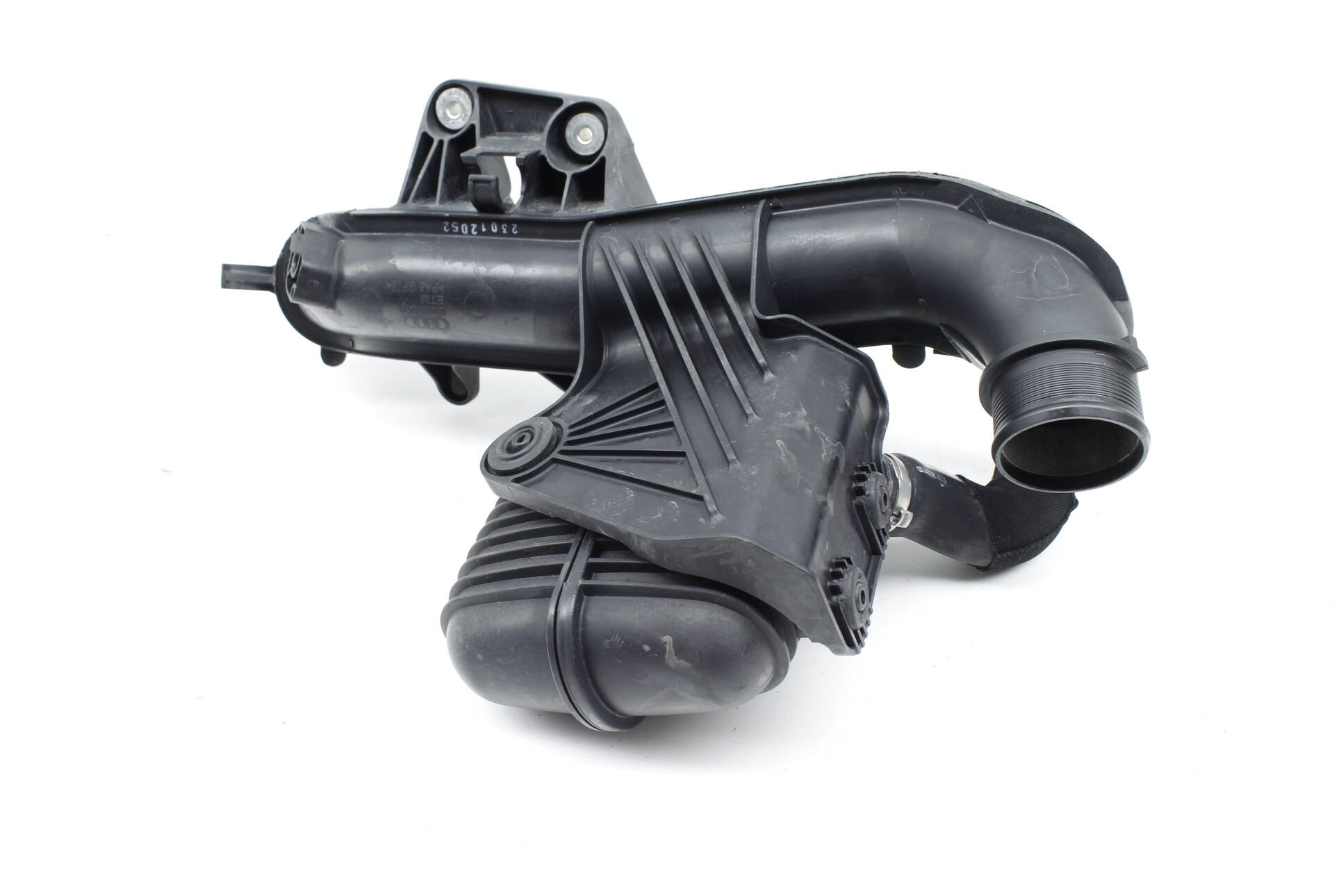 Audi Turbo Intercooler Boost Pipe / Silencer 8K0145673AJ