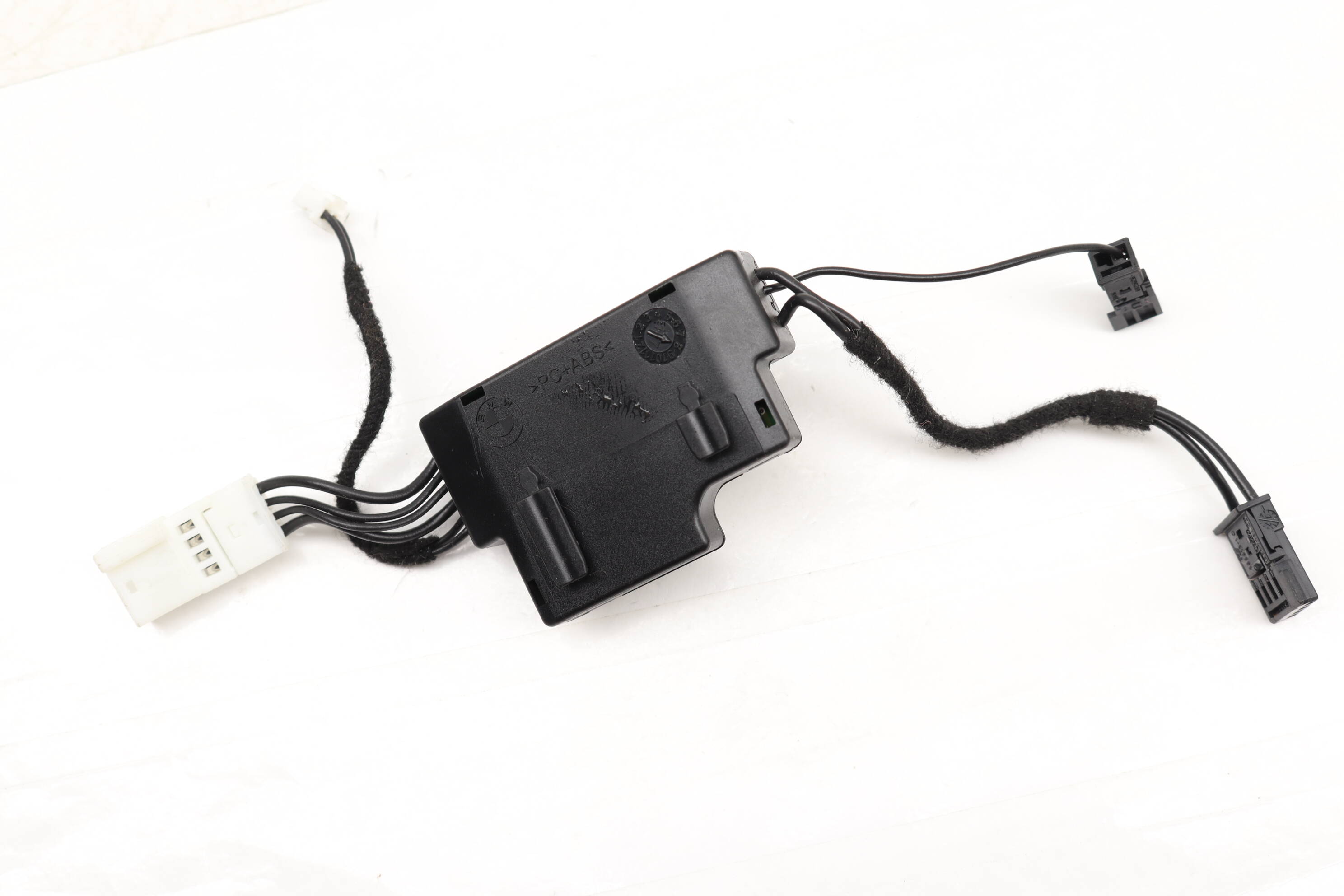 BMW Steering Wheel Heater Module / Heating Sensor 61317849393