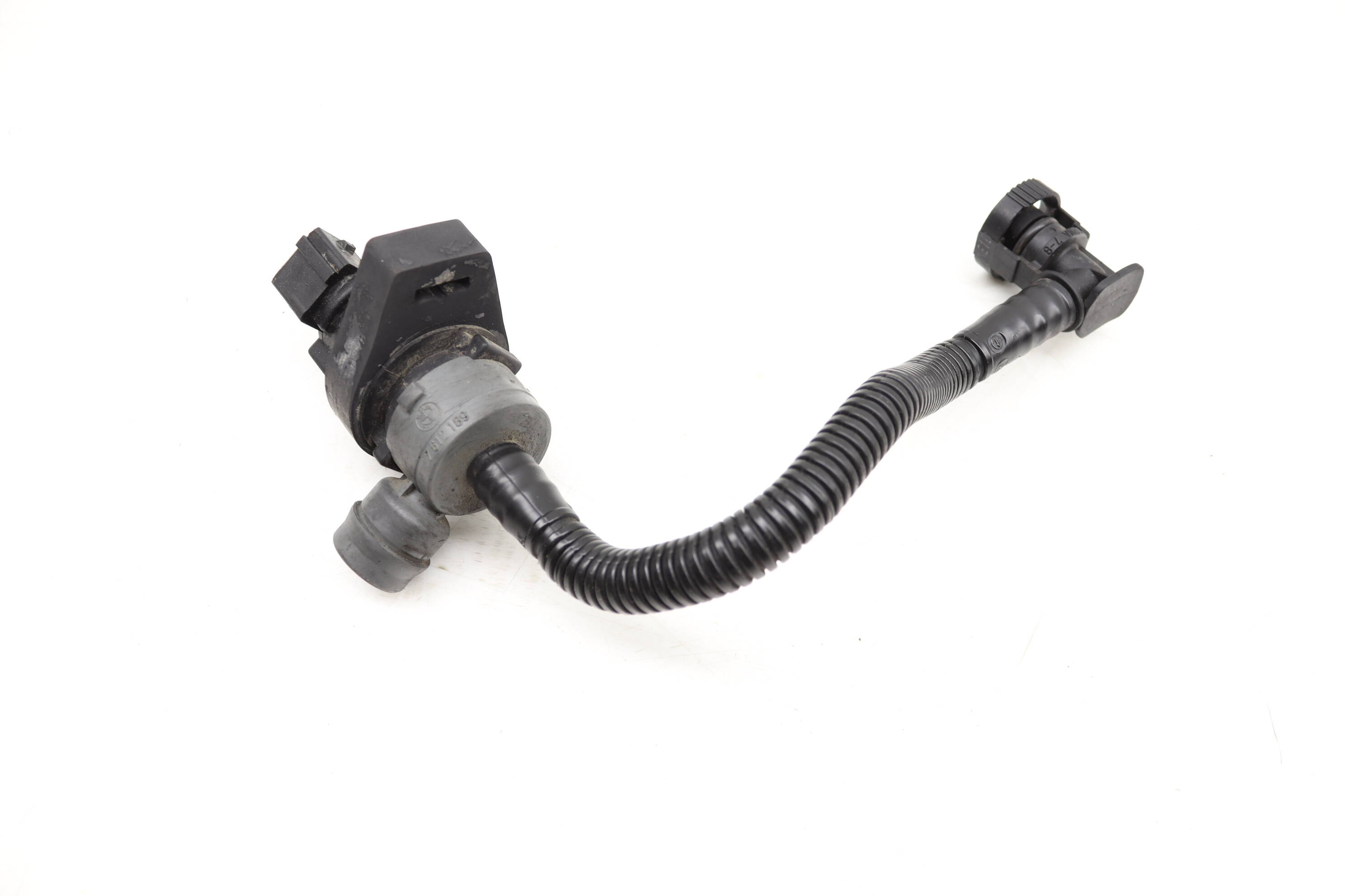 BMW Fuel Tank Breather Valve / Hose 13907618643
