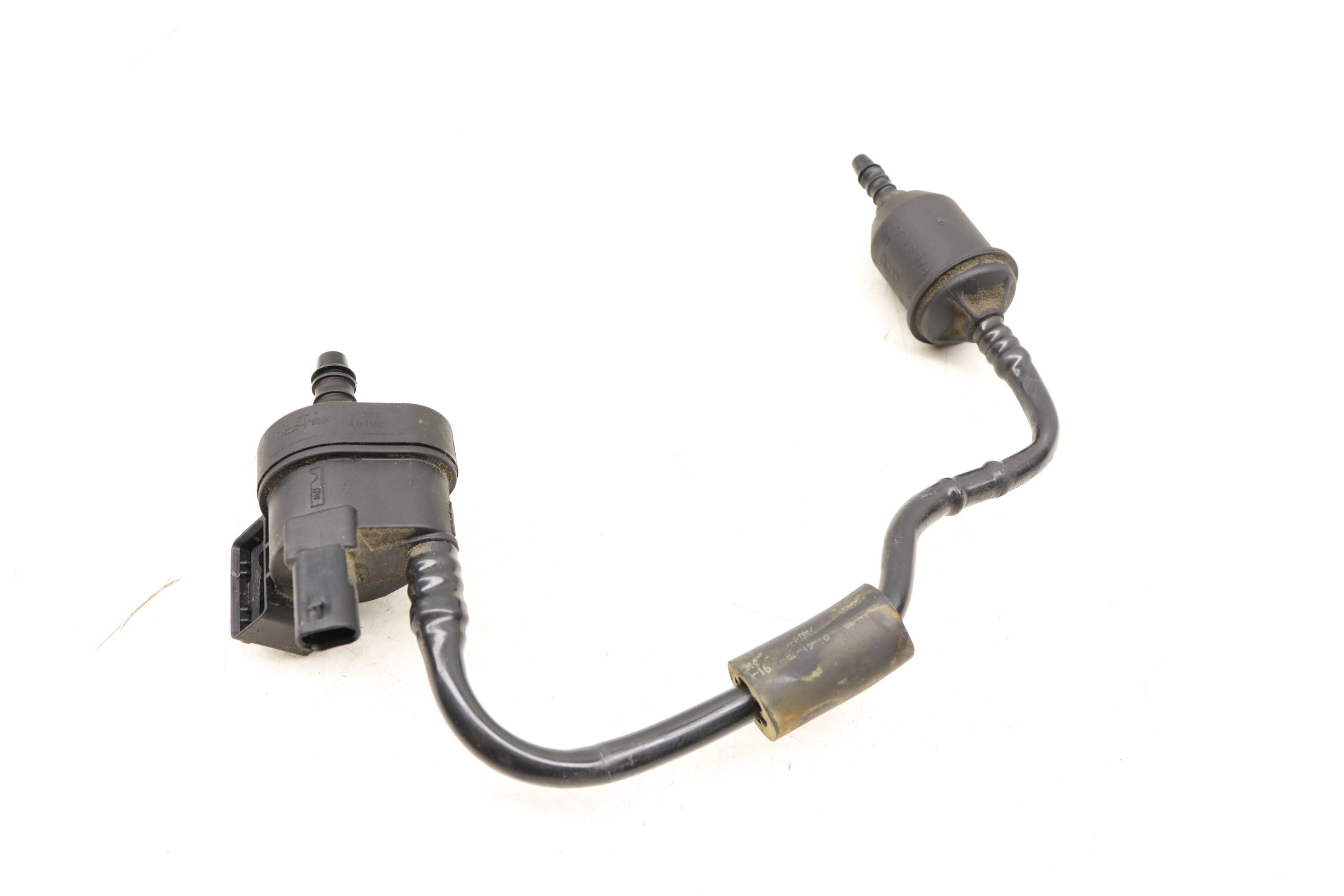 Audi Vacuum Line / Hose W/ Purge Valve 06L133781Q