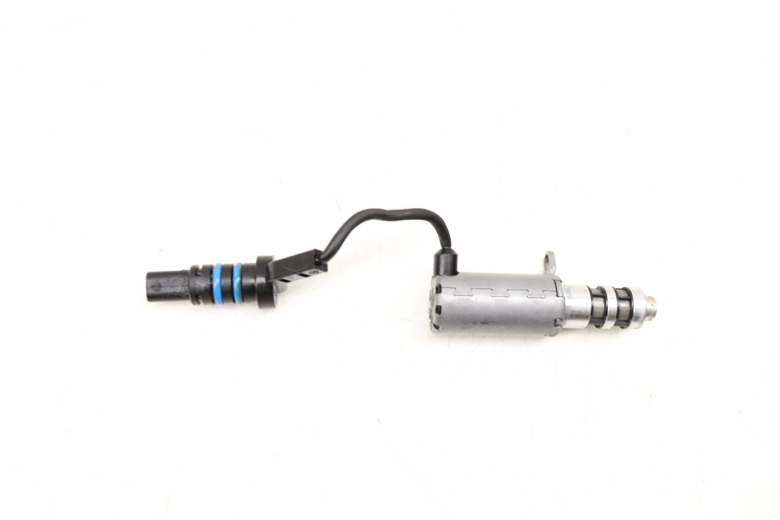 Porsche Engine Oil Pump Solenoid Valve 94610711360