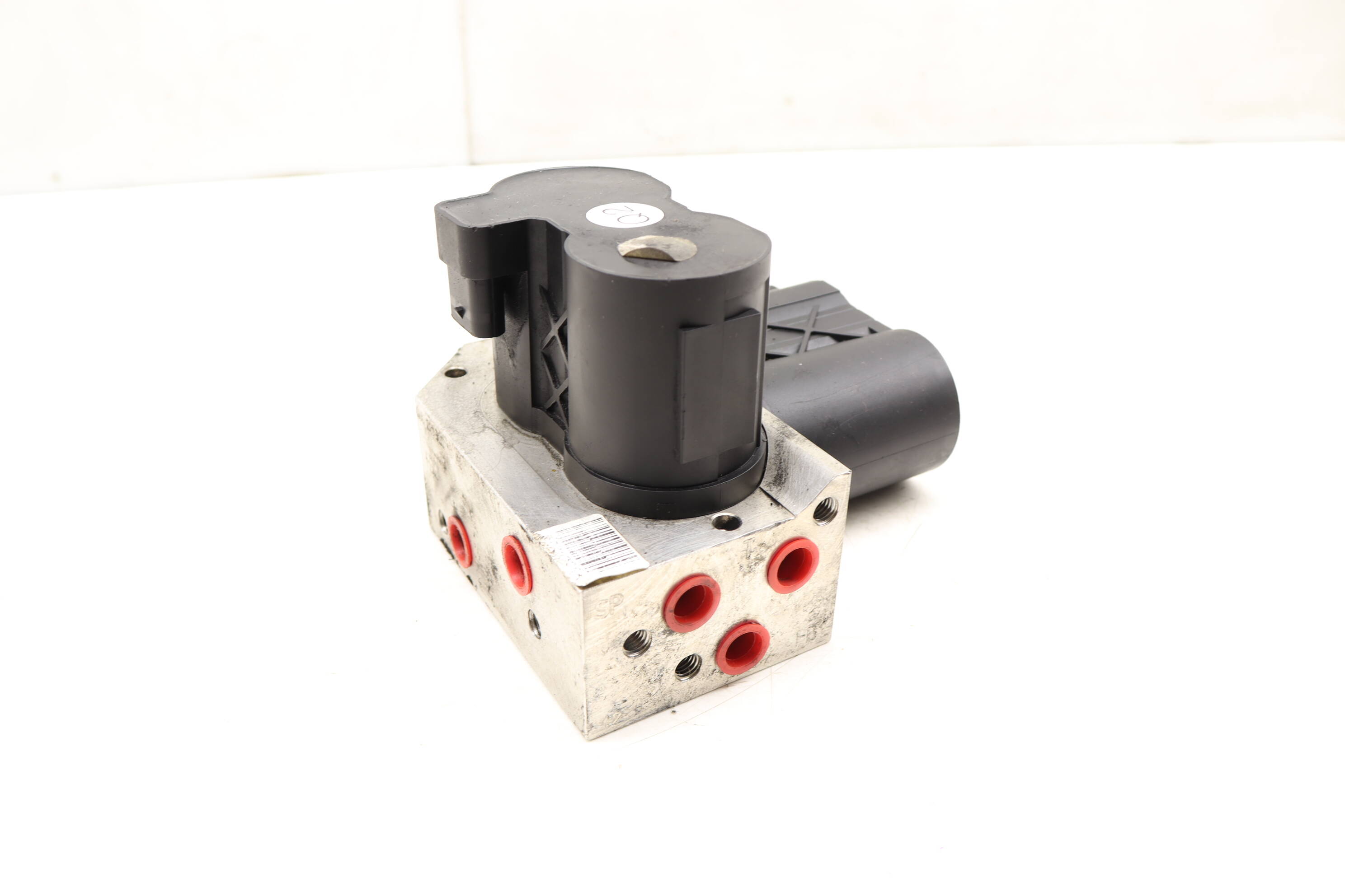 Mercedes-Benz Abc Suspension Valve Block Unit / Pump 2213201058