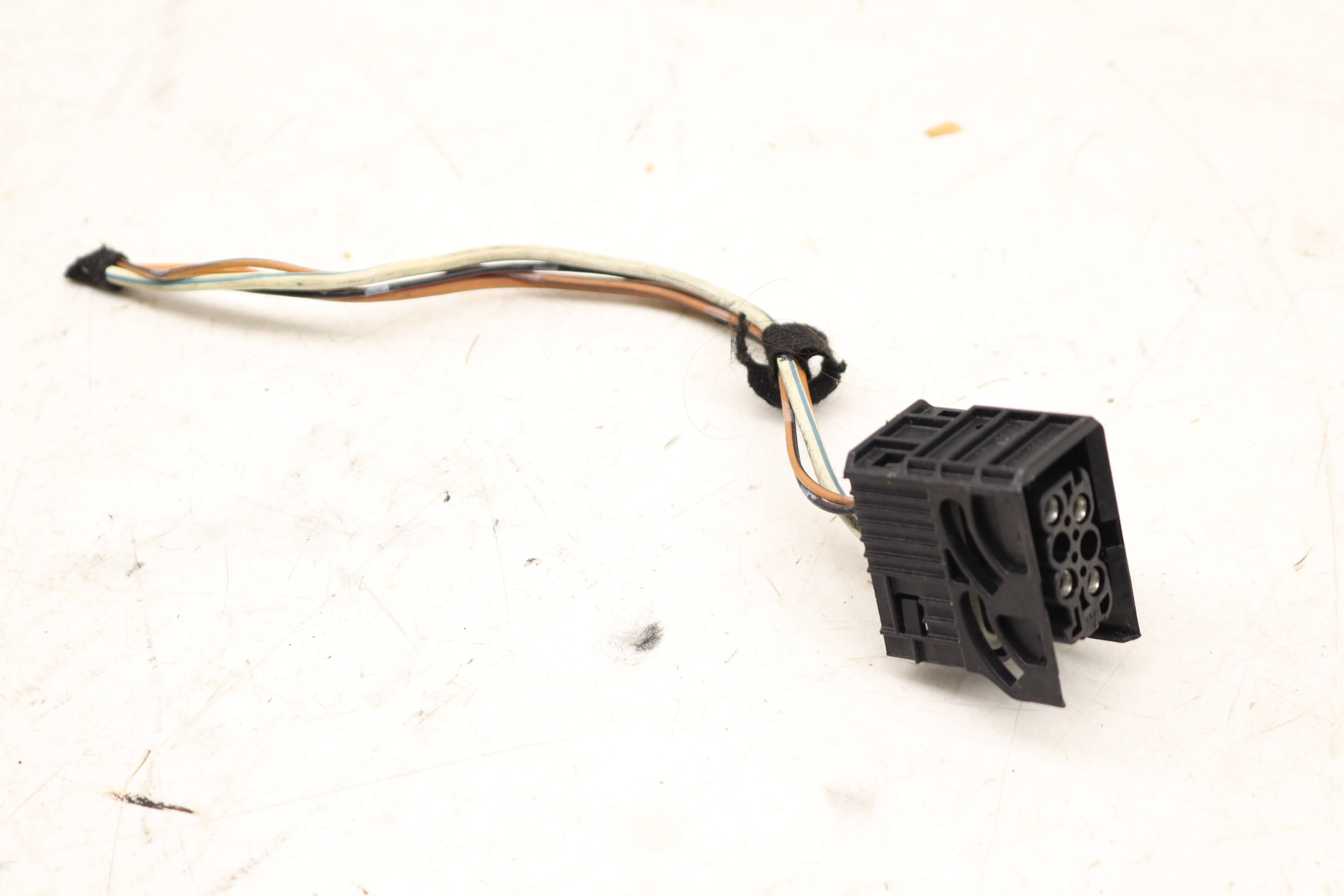 BMW In-Tank Fuel Pump Wiring Harness Connector / Pigtail