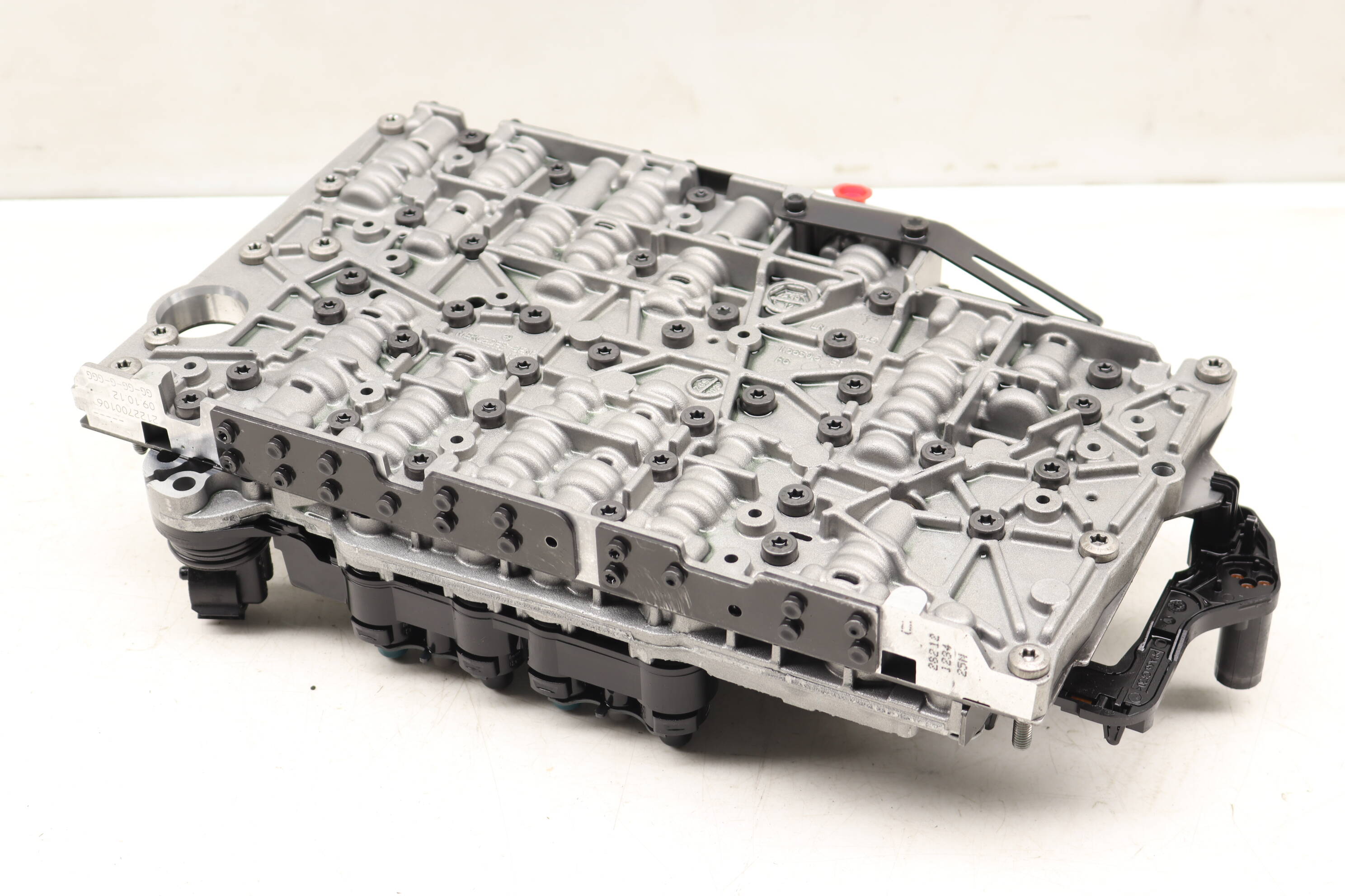 Mercedes-Benz Transmission Valve Body / Mechatronic 2122700106