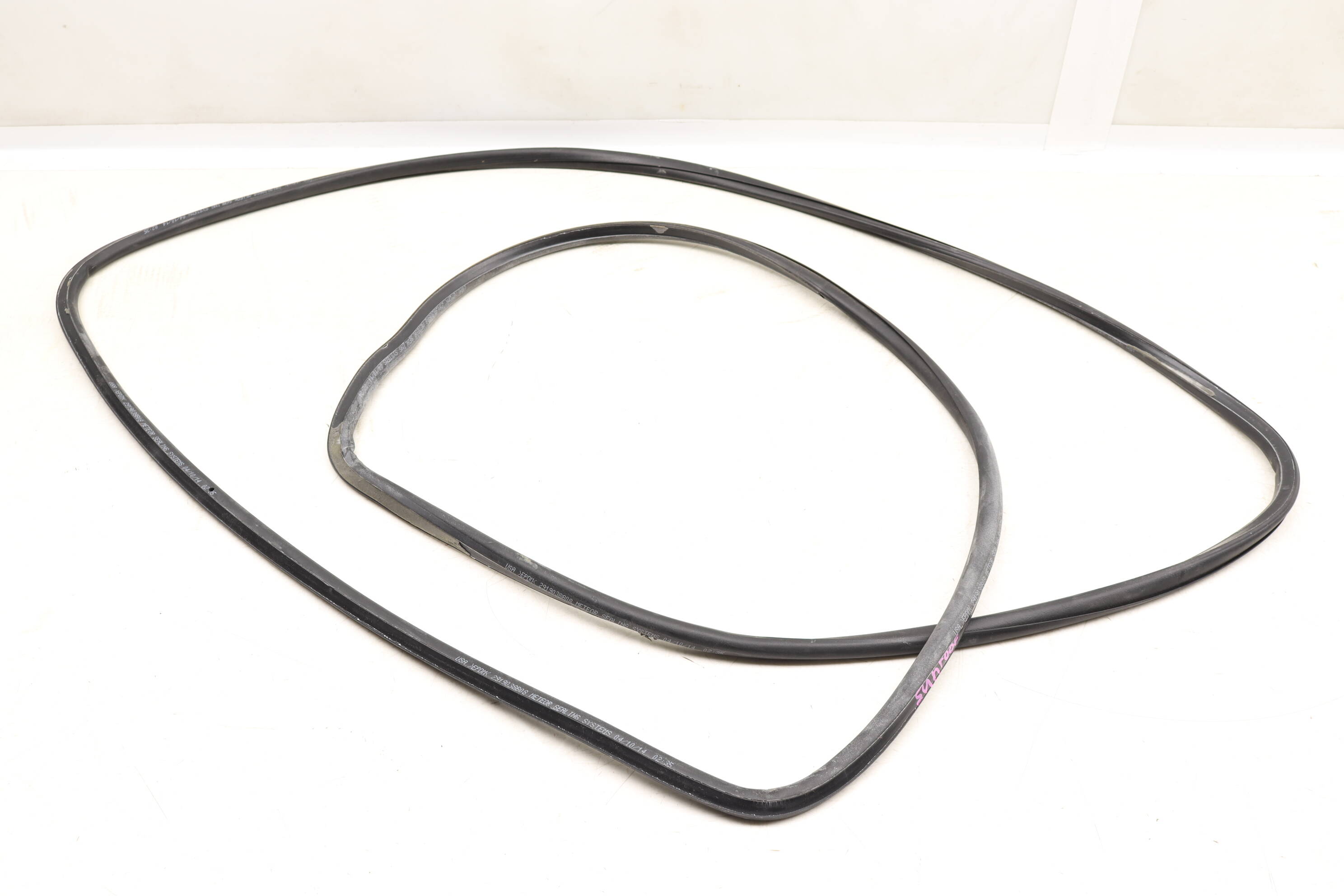VW Sunroof / Sun Roof Glass Panel (Beetle) 5C5877071B