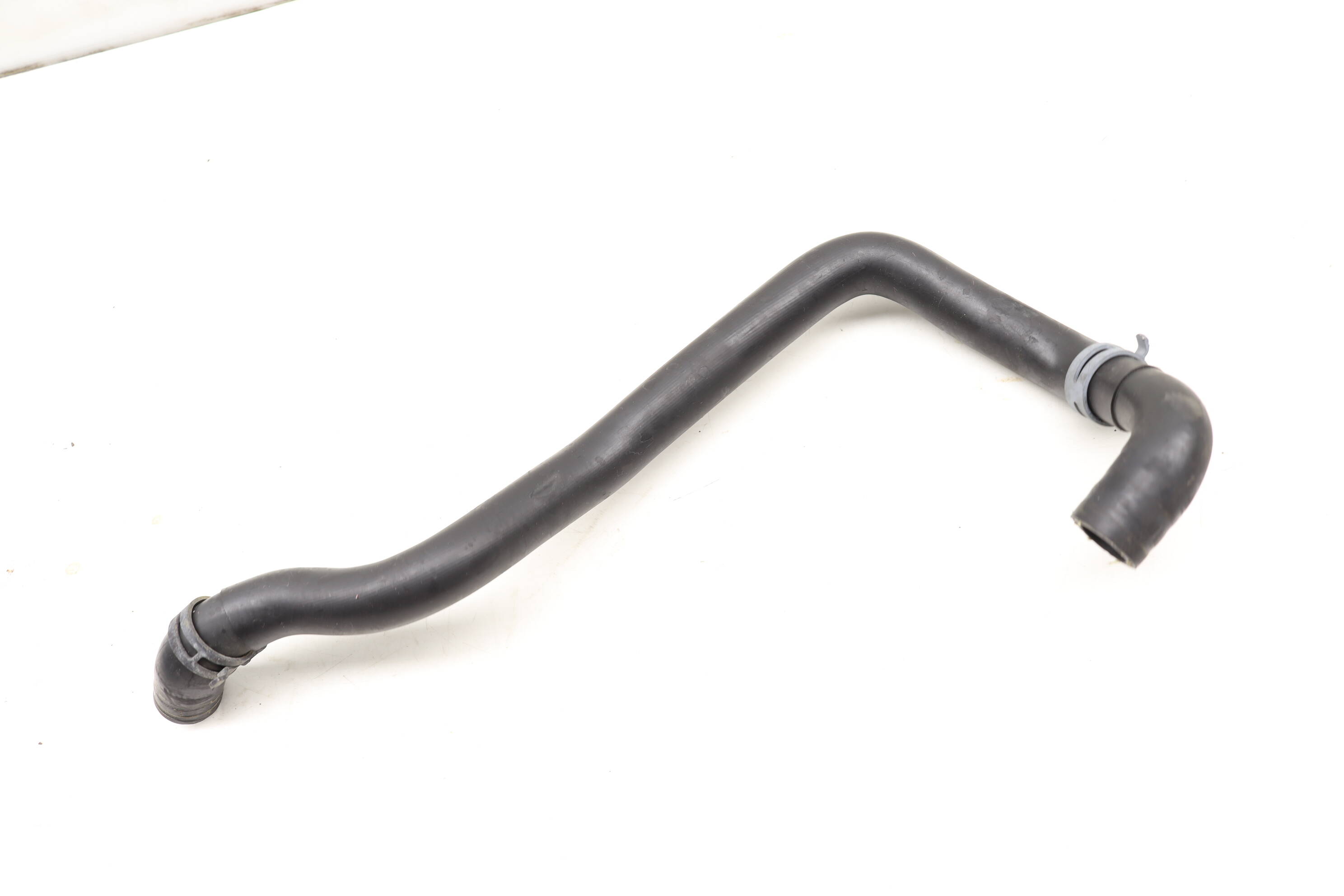 Audi Lower Radiator Coolant Hose / Line 5N0122051CC