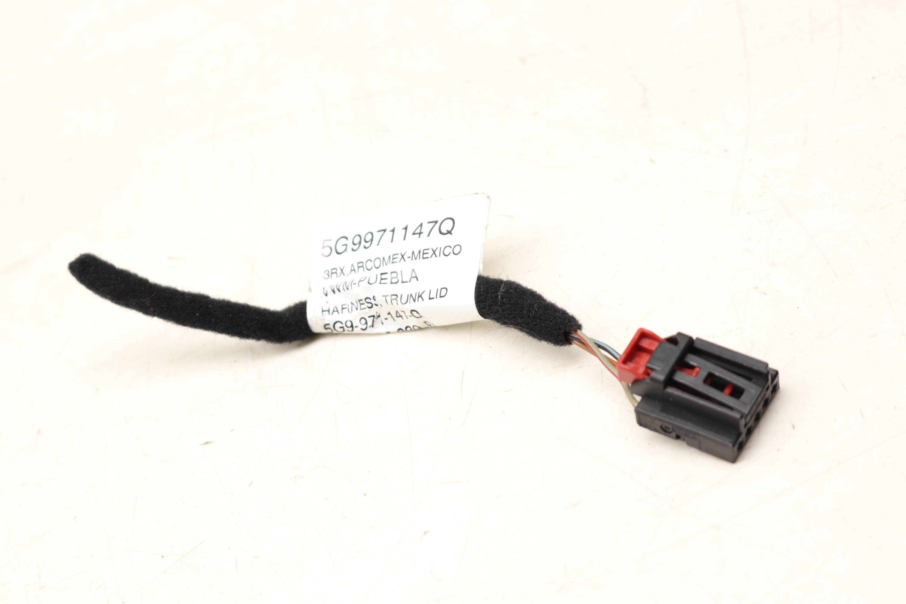 VW Tail Light Wiring Connector / Pigtail (5-Pin) 5K0972705