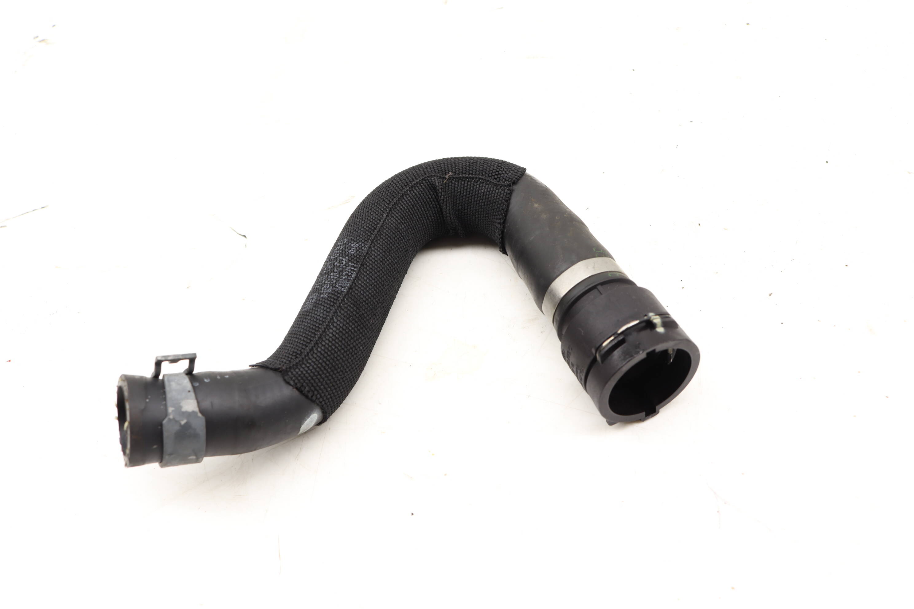 COOLANT HOSE / LINE - AUDI Q7 - 7L8121073C