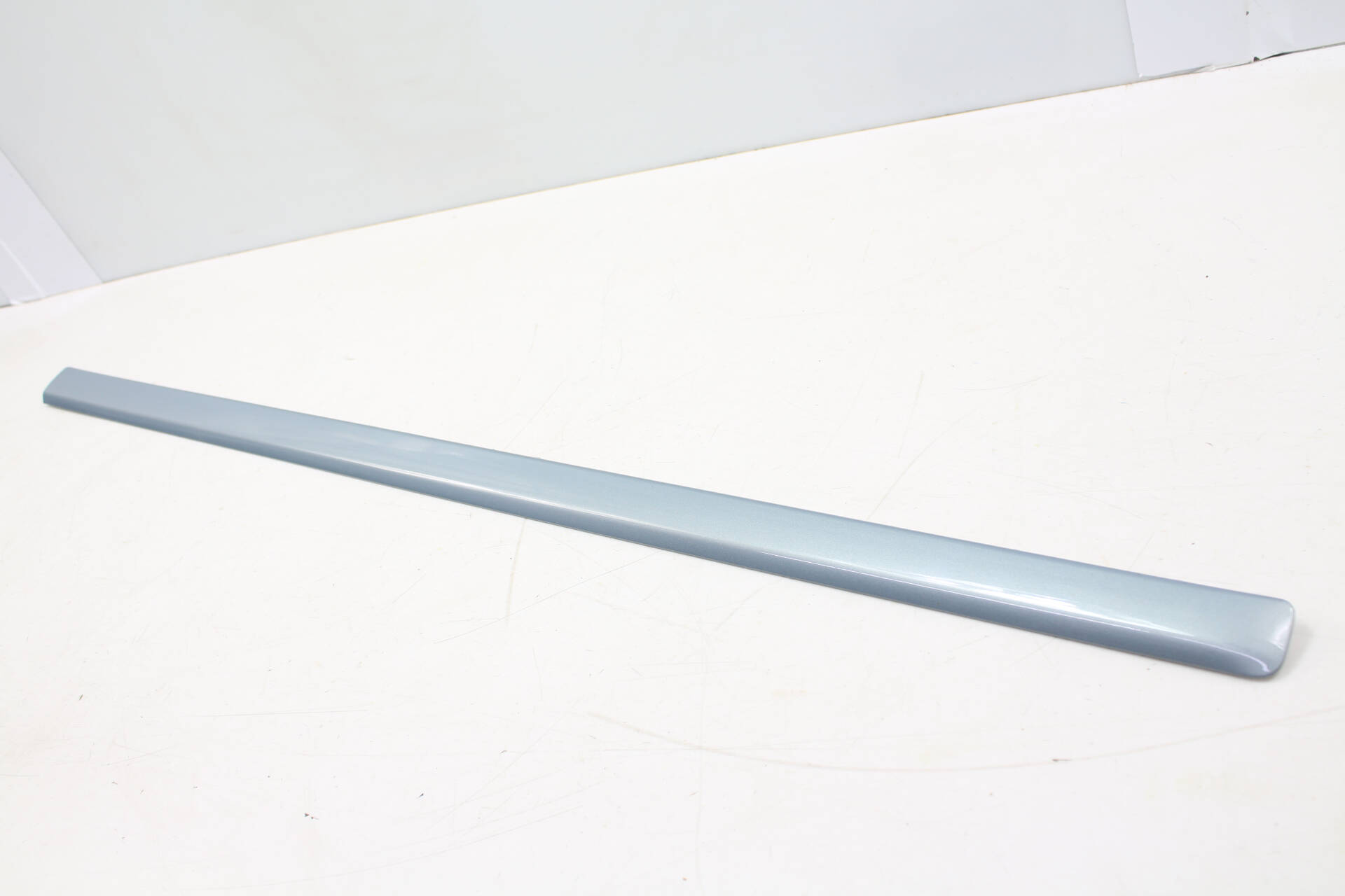 Audi Rear Left Lower Door Molding / Trim 8E0853969