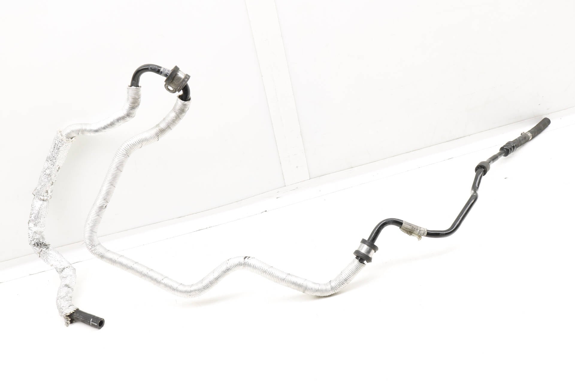 POWER STEERING RETURN HOSE / LINE - AUDI TT - 8N1422891H