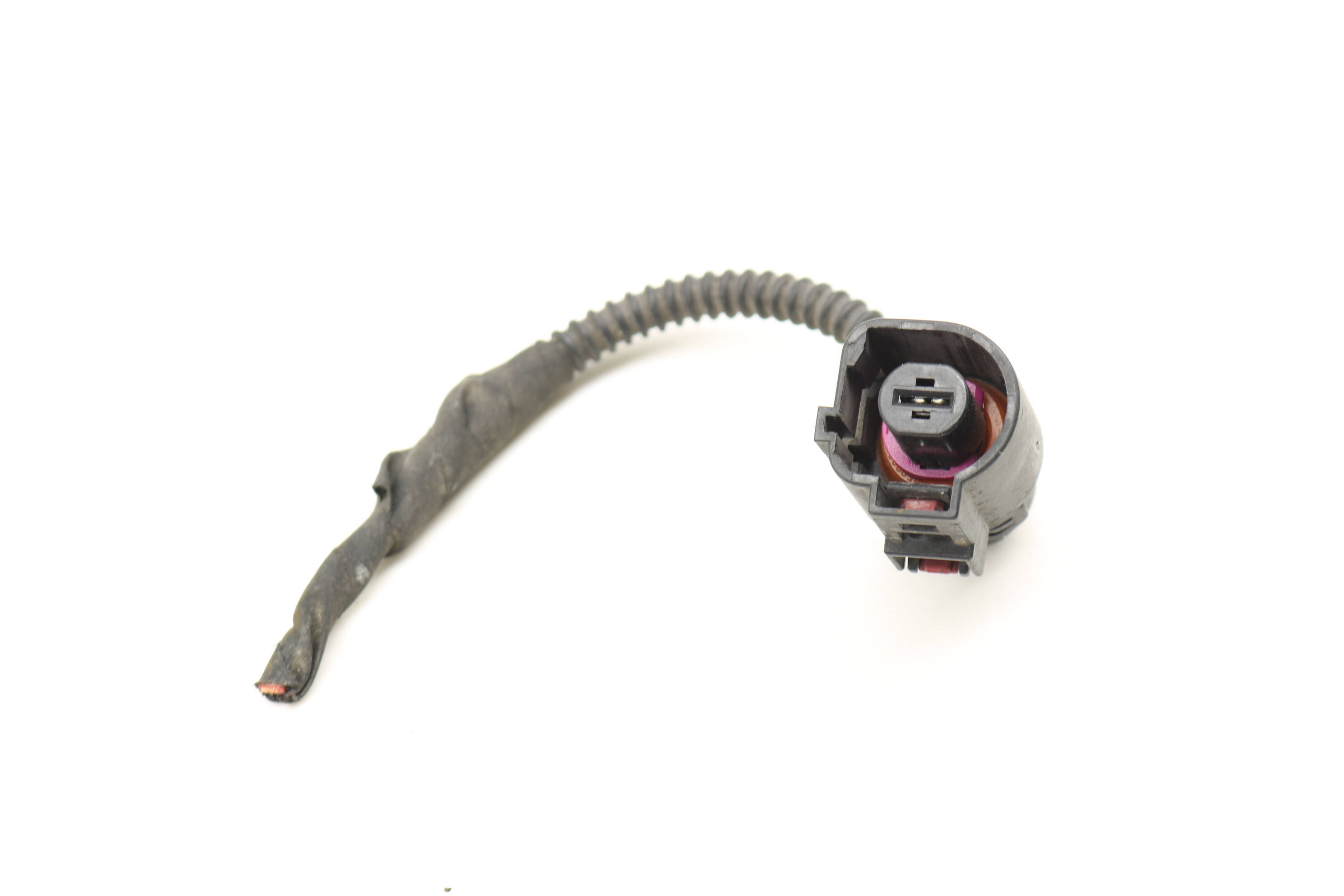 STARTER WIRING CONNECTOR / PIGTAIL - AUDI A3 A4 ALLROAD A5 A6 A7 VW CC