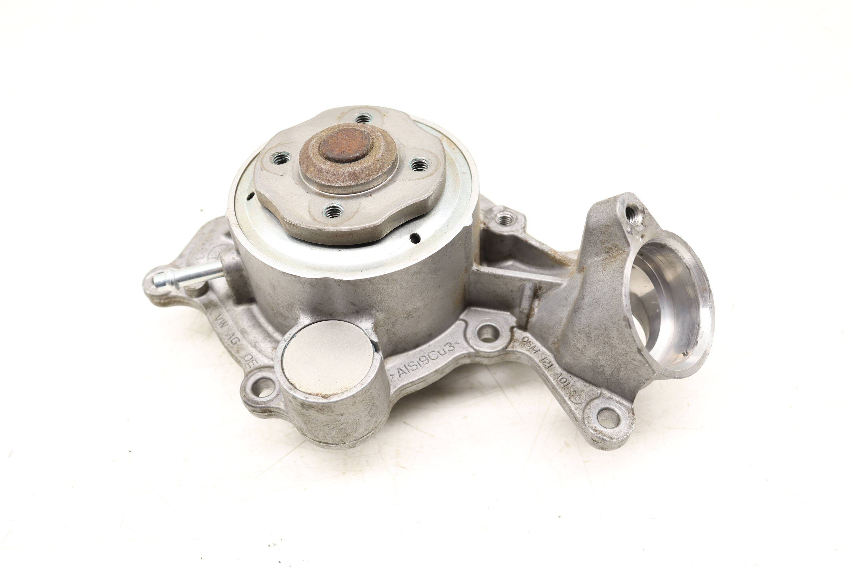 Porsche Coolant / Water Pump Assembly 06M121013