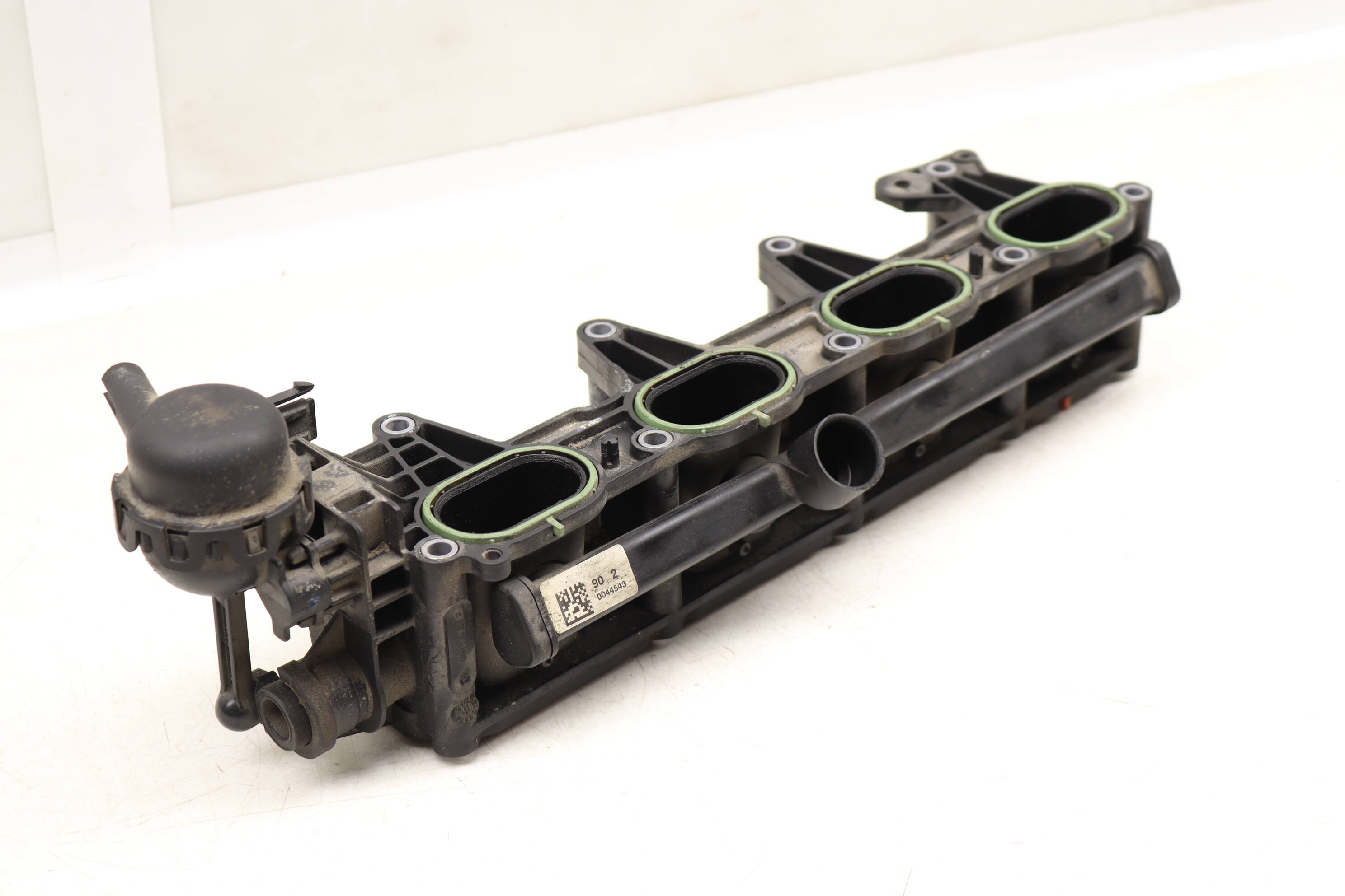 Audi Lower Intake Manifold Distributor 06H133209F