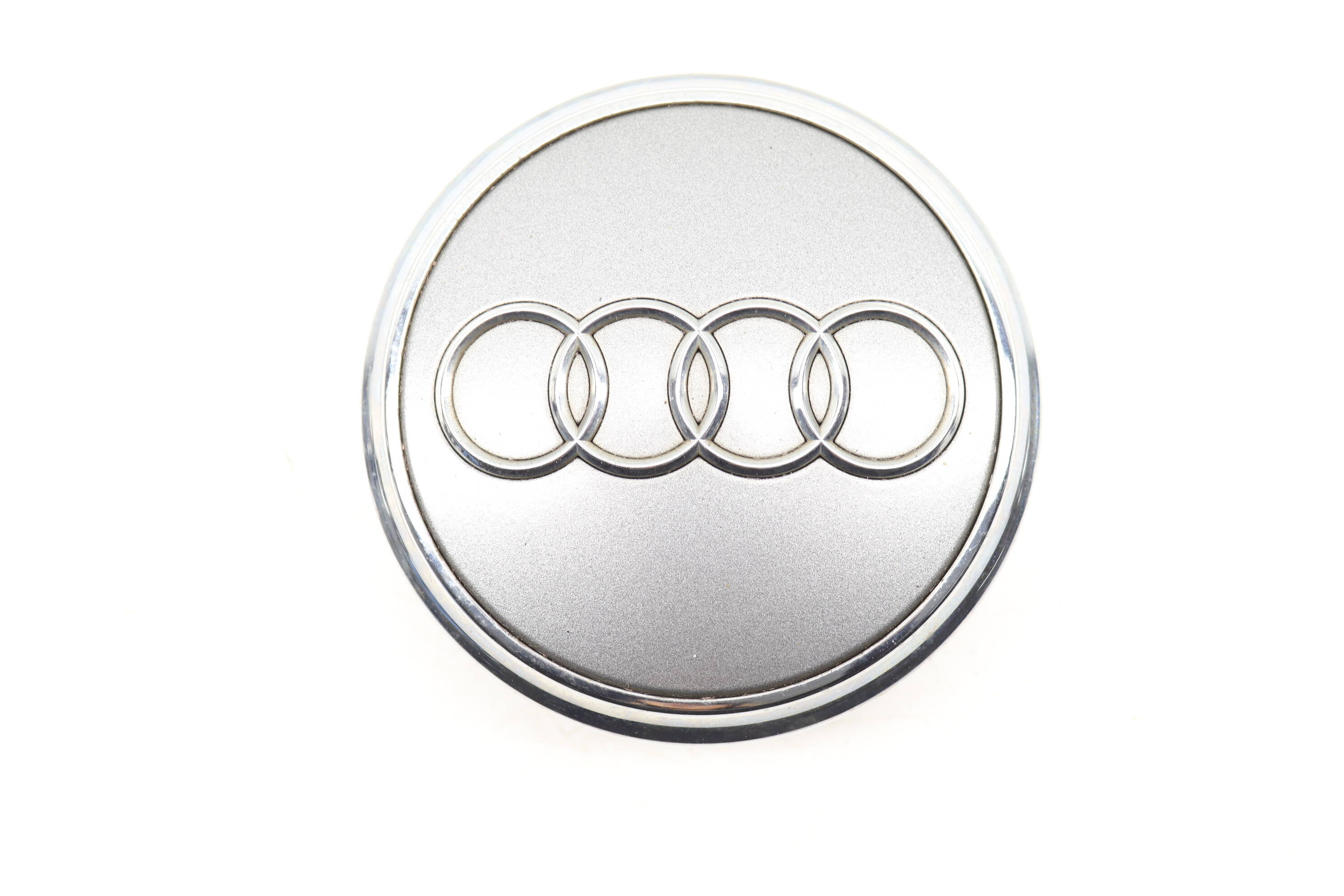 Audi Wheel / Rim Center Cap (Q7) 4L0601170