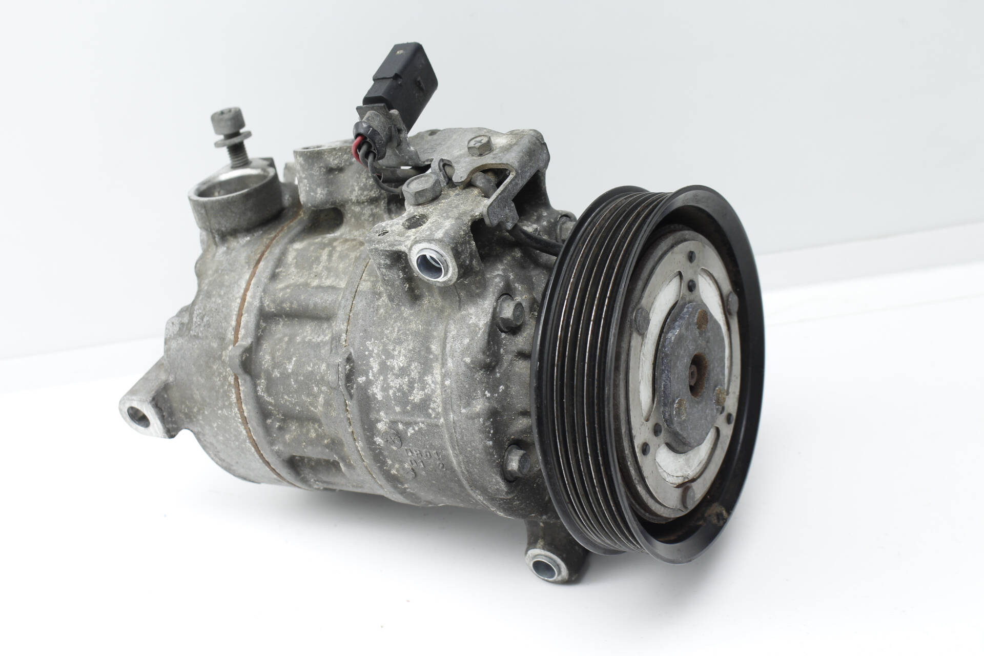 Audi Ac Compressor (A6 Quattro, Q7, A7 Quattro, A6) 4M0820803K