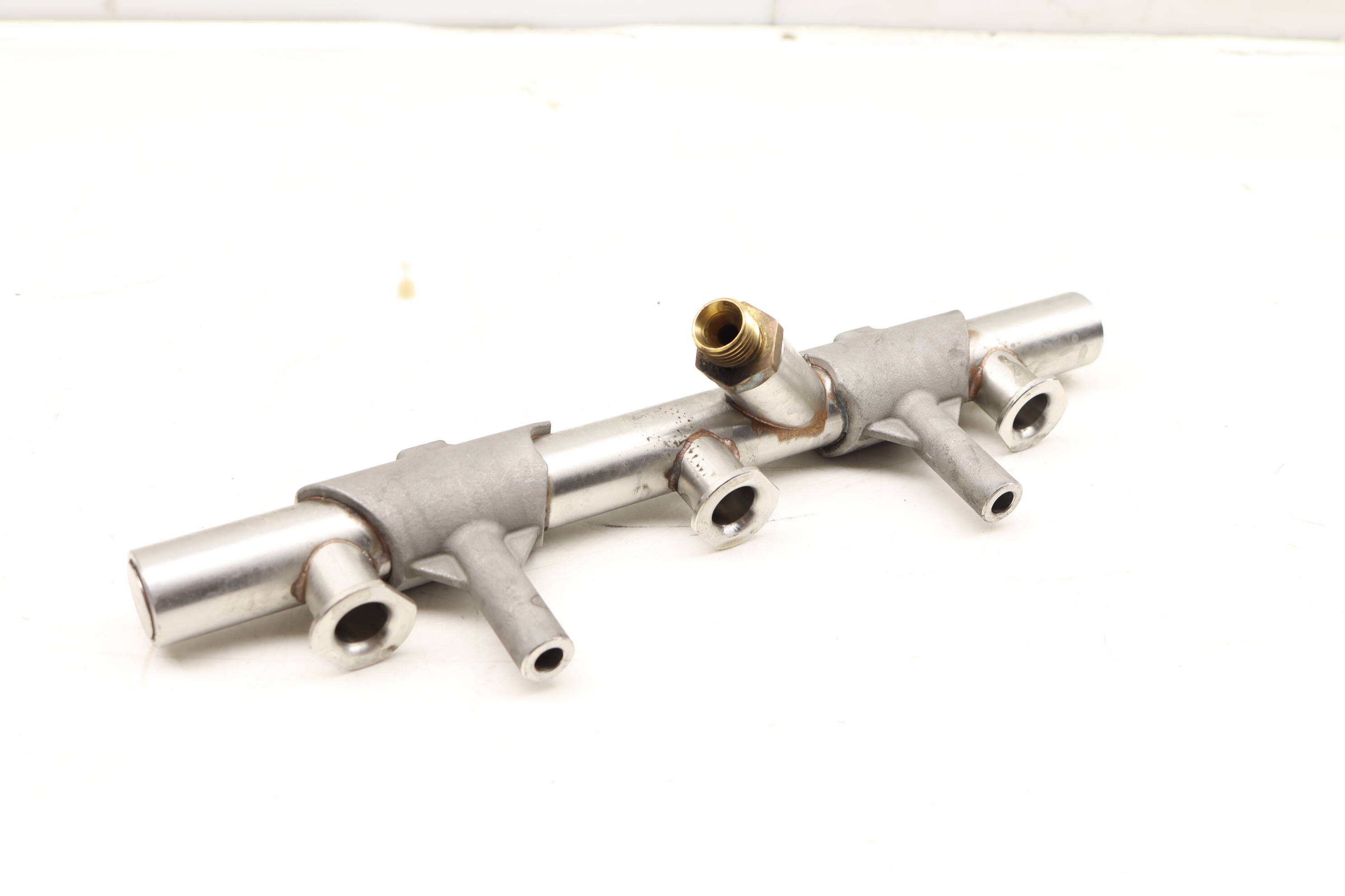 FUEL INJECTOR - AUDI A6 A7 A8 Q5 Q7 VW TOUAREG - 059130277EM