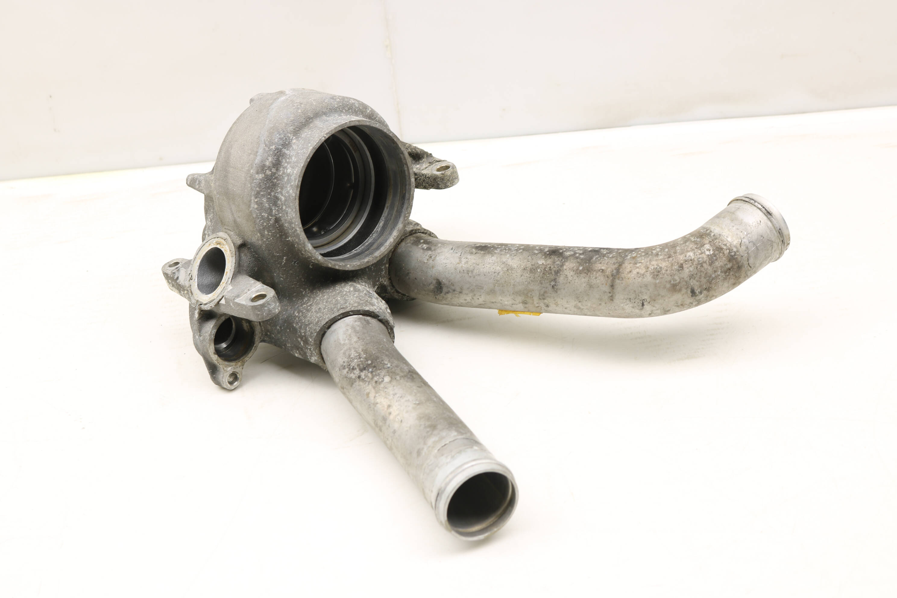 Porsche Thermostat Housing (Panamera, Cayenne) 94810608000