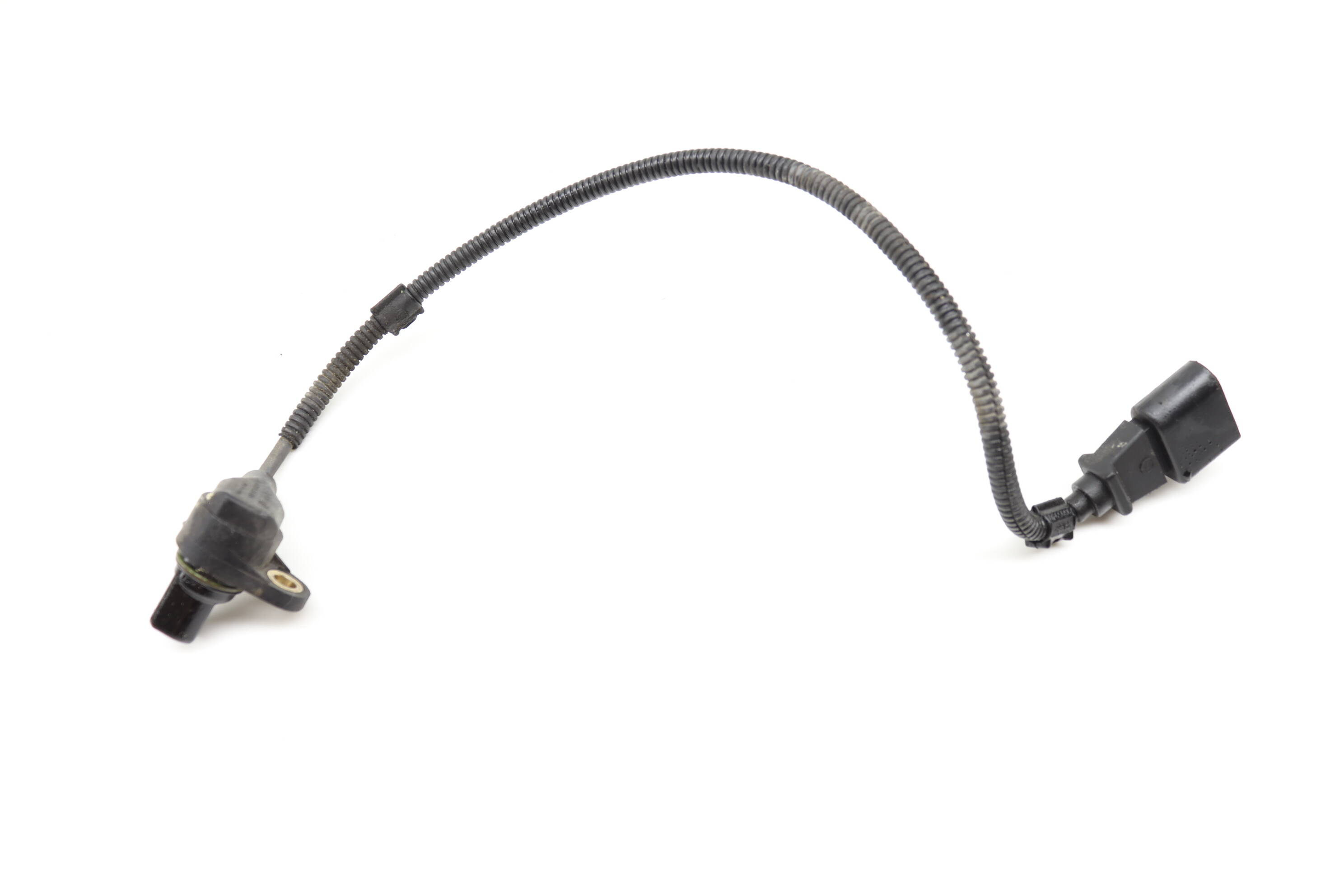 VW Cam / Camshaft Position Sensor 030907601E