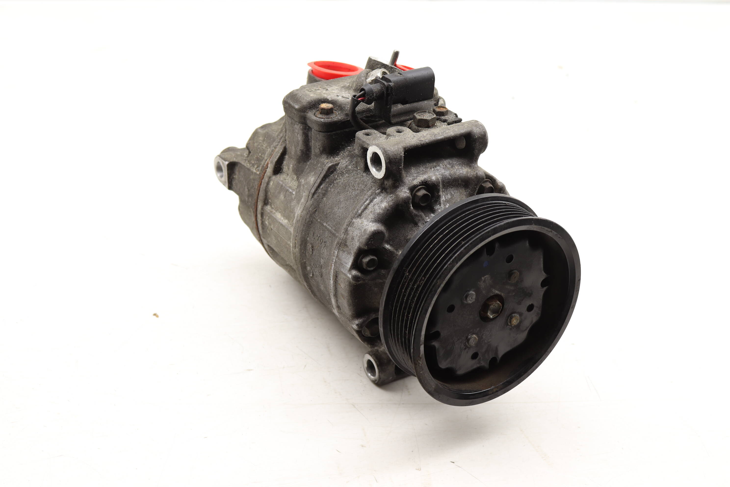 Porsche Ac Compressor (Cayenne) 7P0820803E