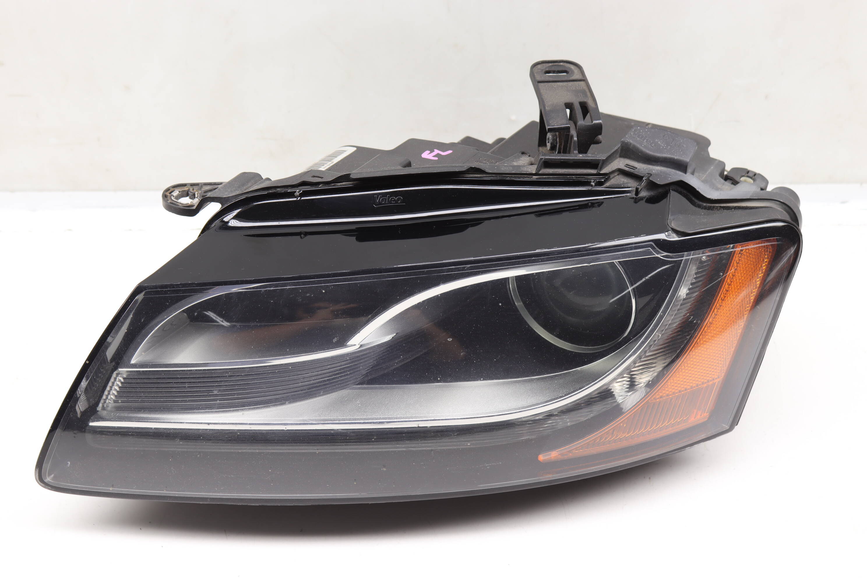 Audi Left Hid Xenon Headlight / Headlamp 8T0941003AM