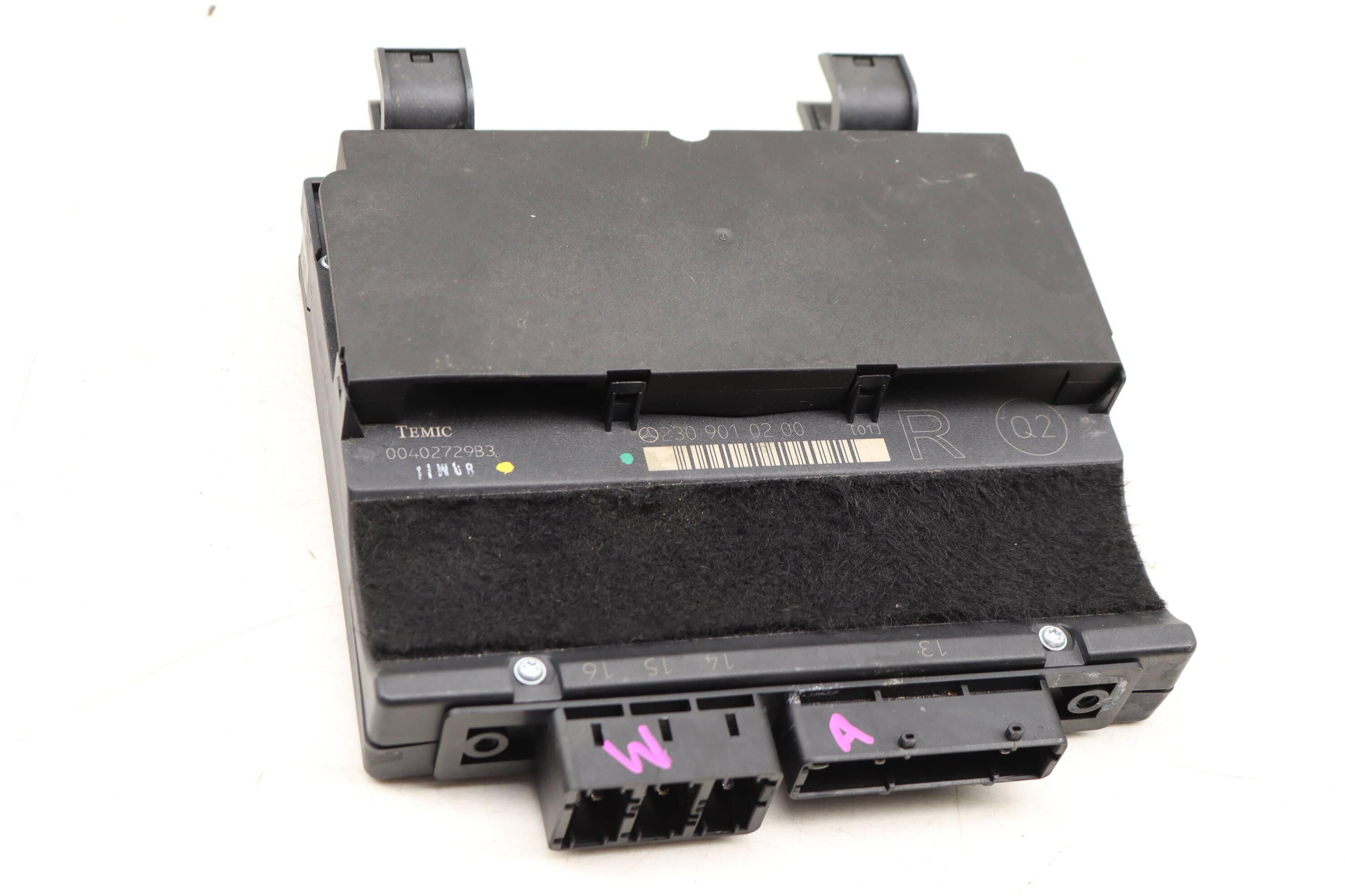 Mercedes-Benz Front Right Seat Control Module 2309010200