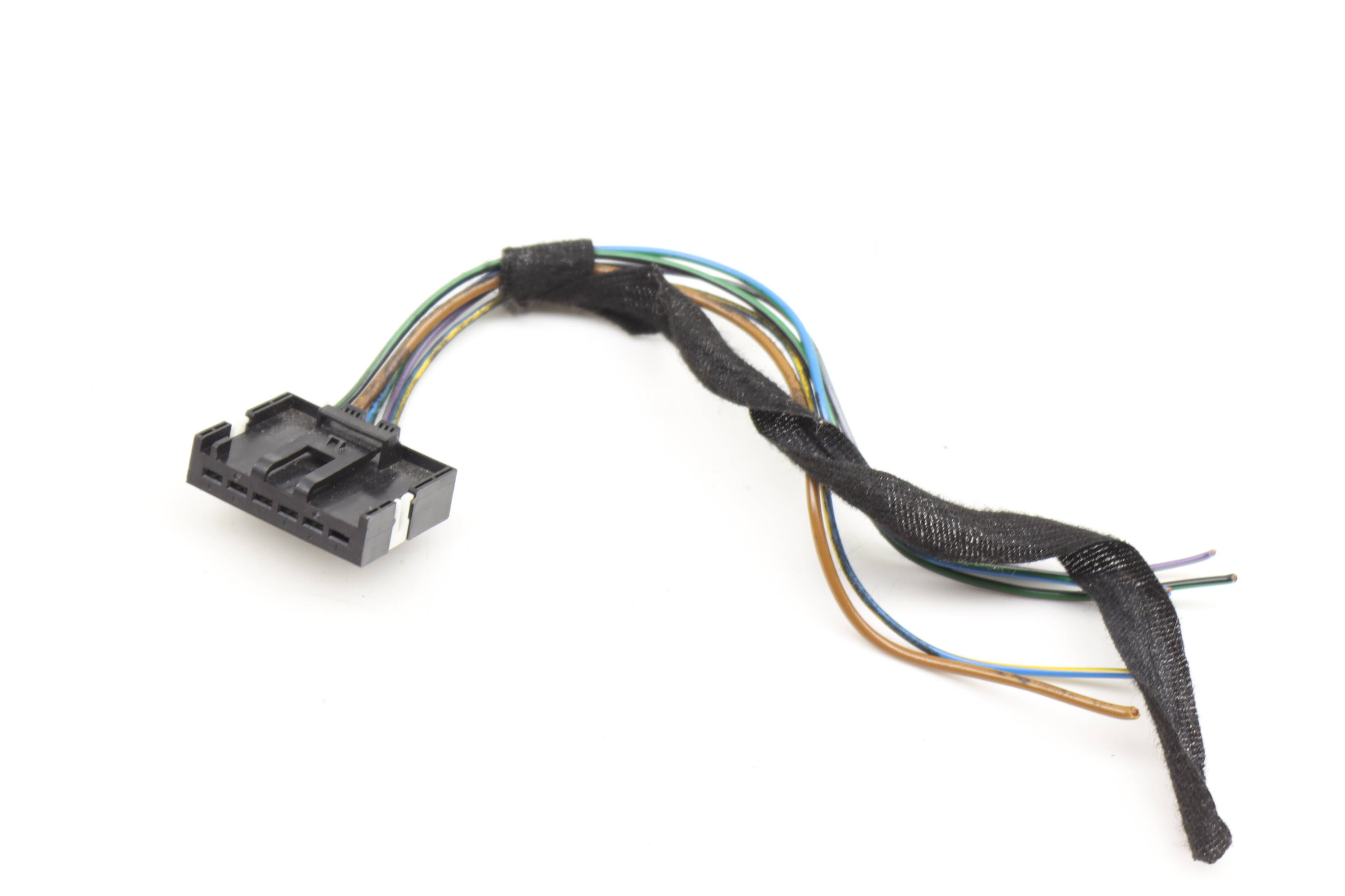 BMW Tail Light / Lamp Wiring Connector / Pigtail (6-Pin)