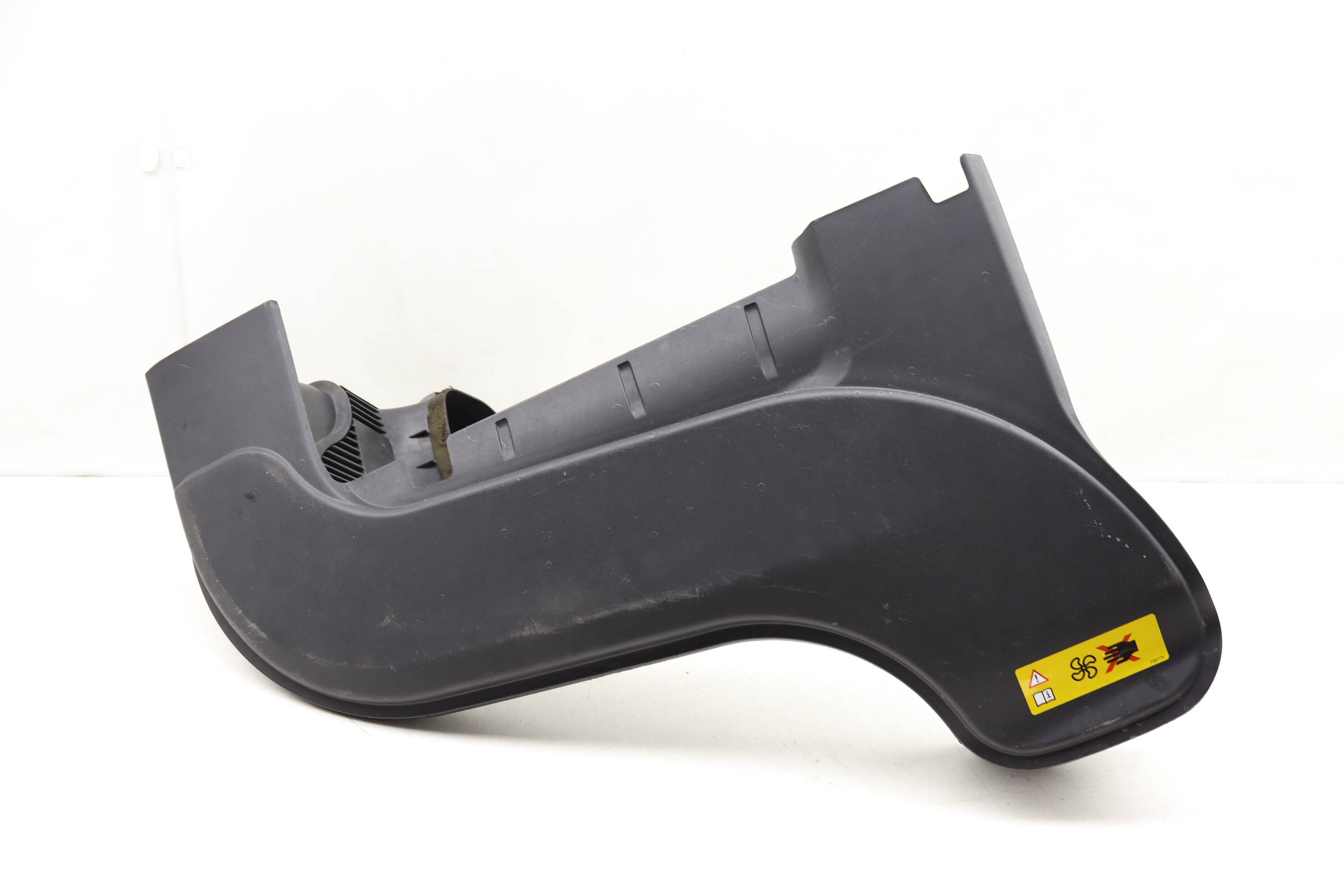 BMW Engine Air Intake Filter Duct / Box (X5) 13718603093