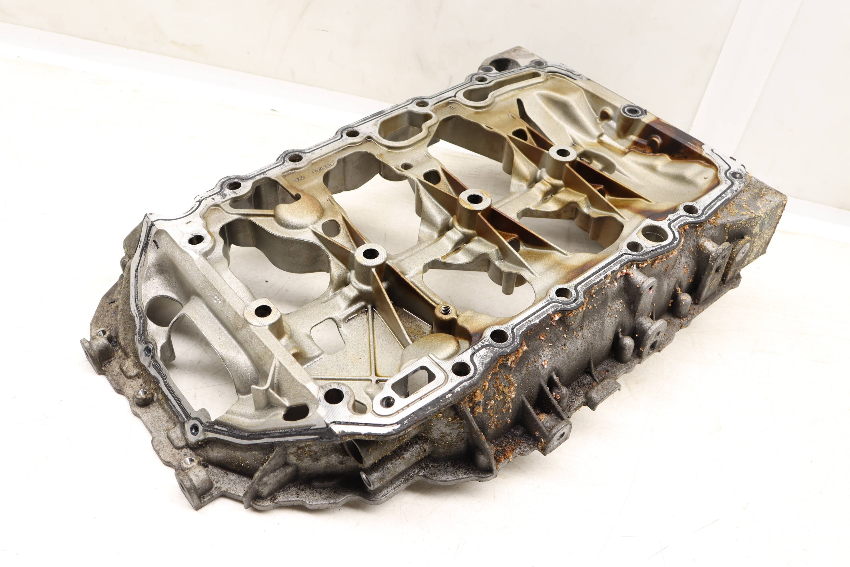 VW Upper Engine Oil Pan / Sump 06K103603BC