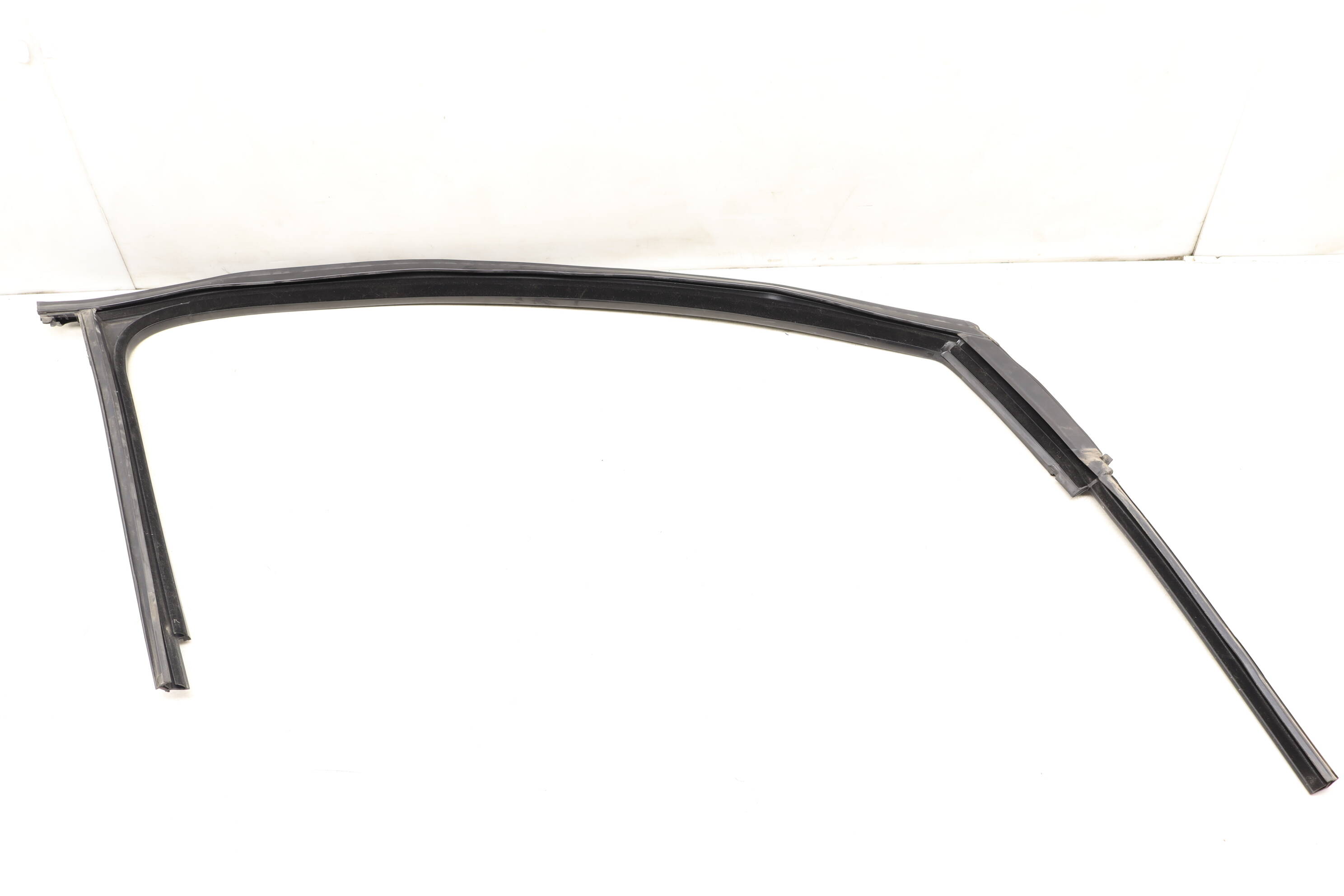 VW Front Right Door Window Glass Channel / Seal 5GM837432B