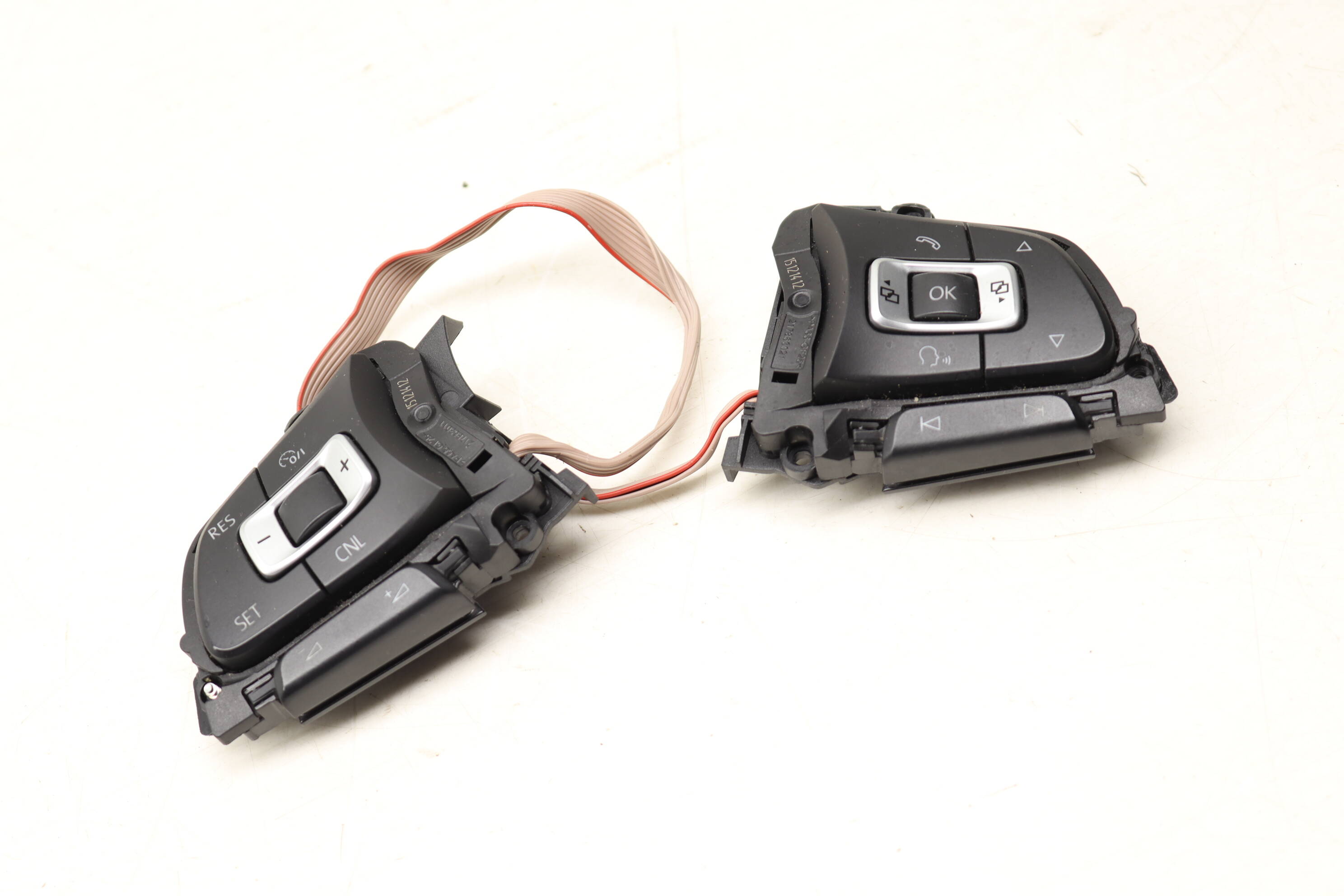 VW Steering Wheel Control Switch / Button Set 5G0959442P