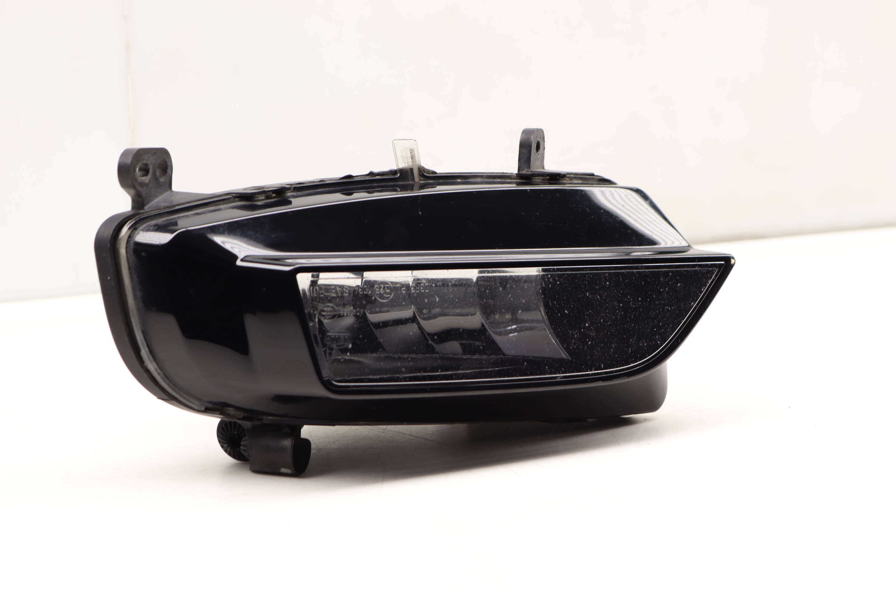 Audi Front Left Halogen Fog Light / Lamp 8K0941699C