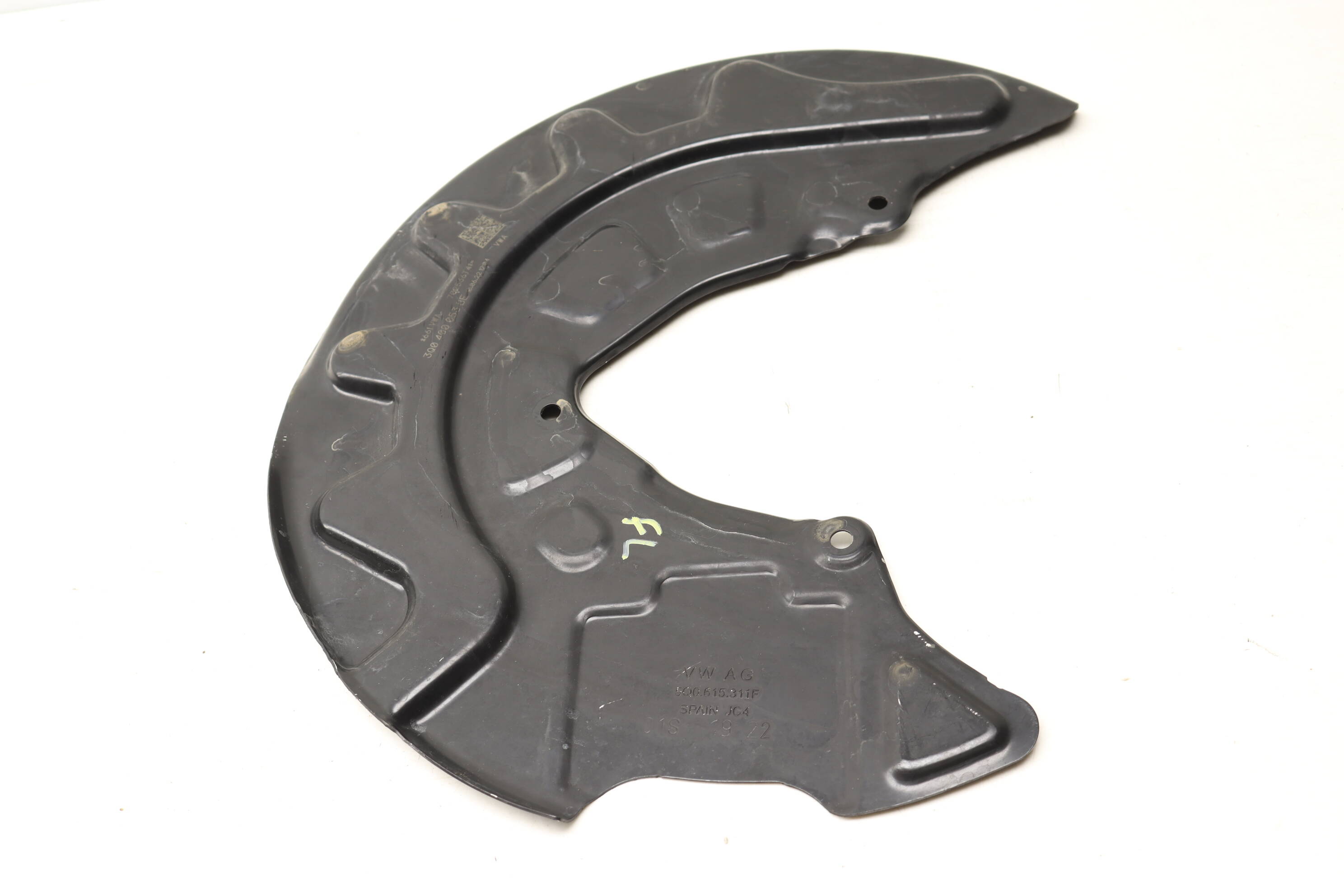 FRONT LEFT - BRAKE DUST / SPLASH SHIELD - AUDI A3 SPORTBACK E-TRON Q3