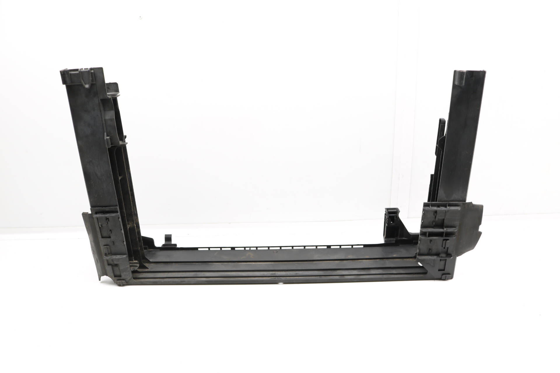 BMW Radiator Bracket / Core Support (Lower) 17117575245