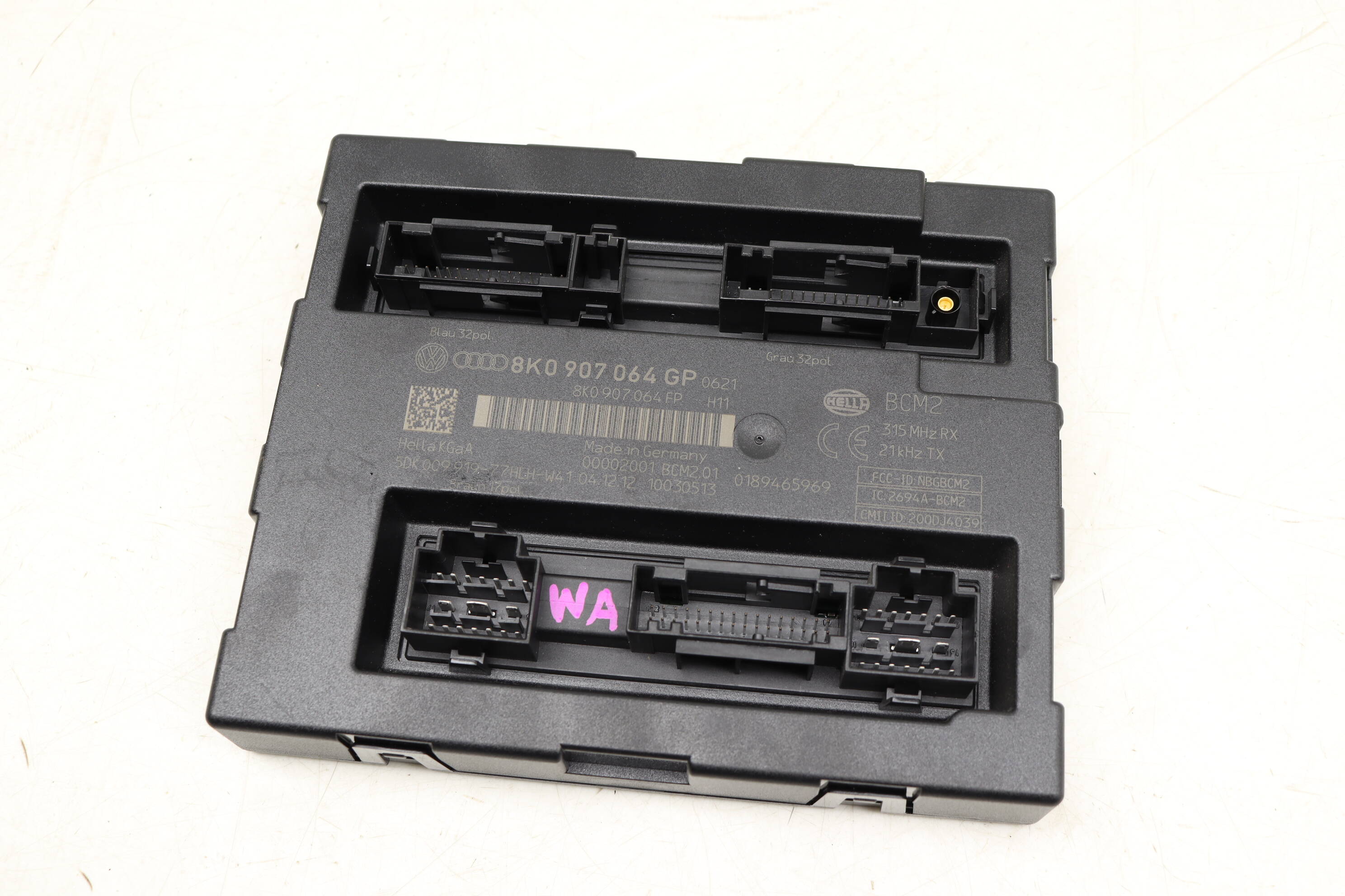 Audi Comfort Control Module / Ccm / Bcm 8K0907064GP