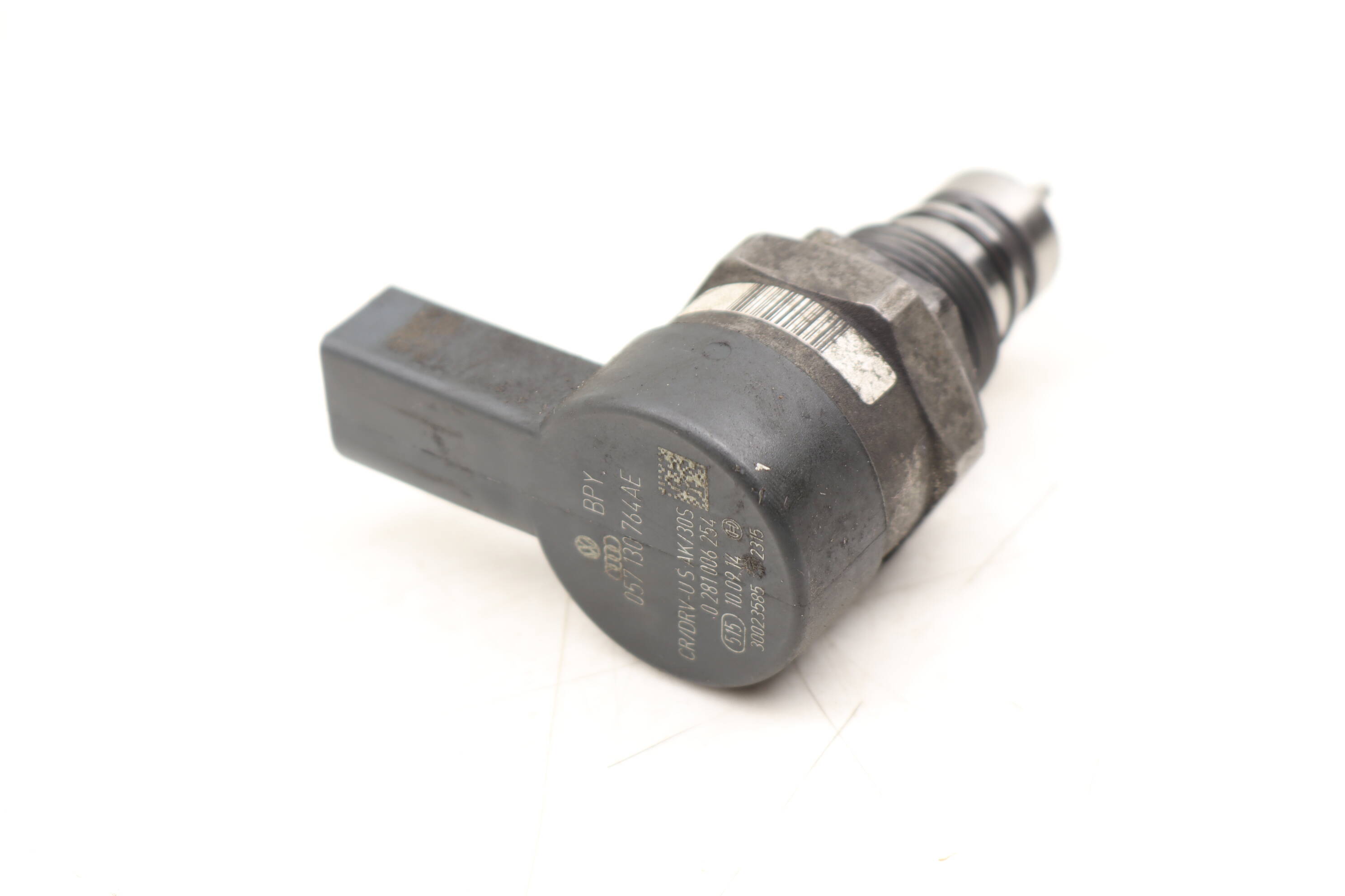 Audi Fuel Pressure Sensor (Q7) 059130758J