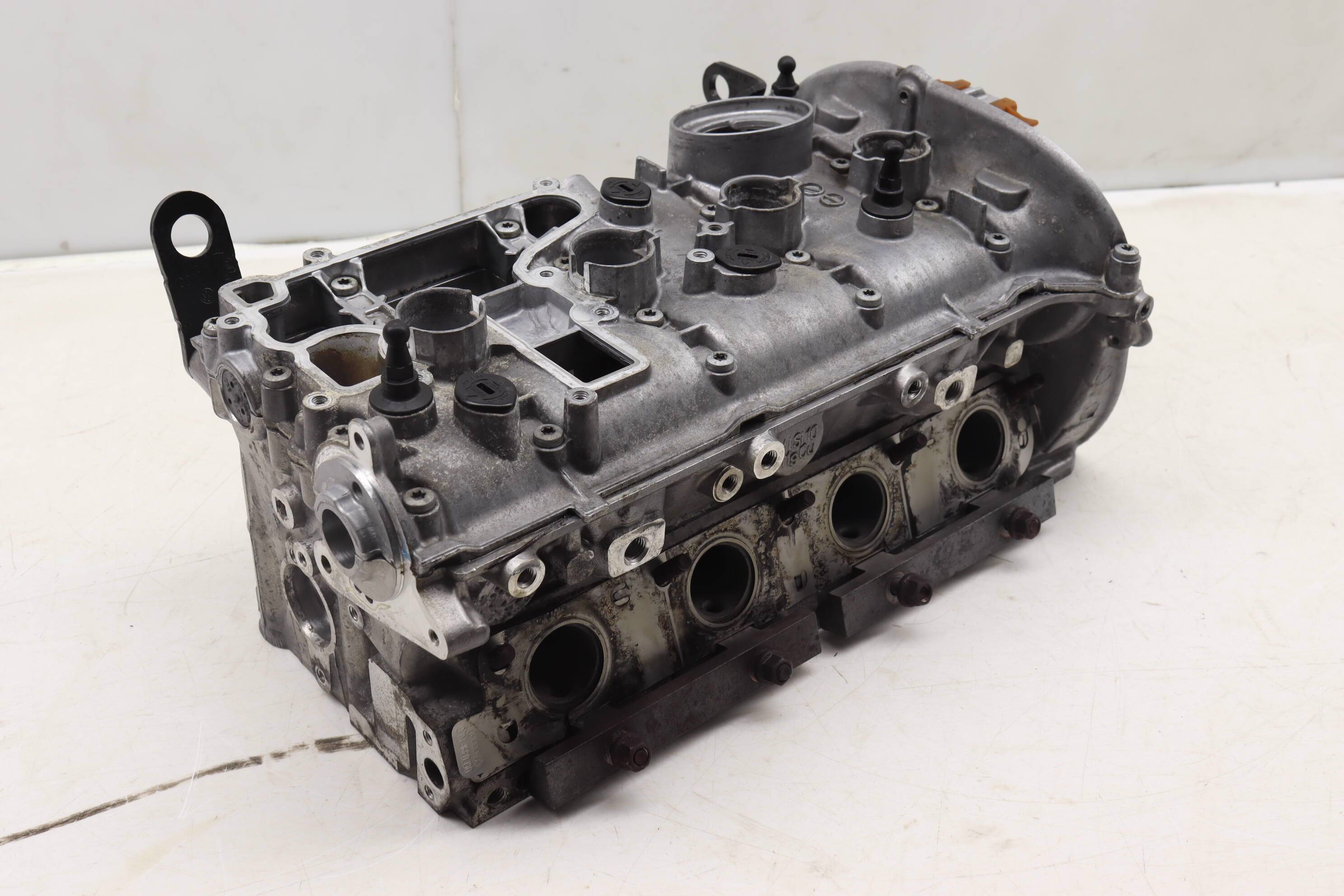 2.0T ENGINE CYLINDER HEAD - AUDI A3 S3 VW BEETLE CC EOS GOLF R GTI