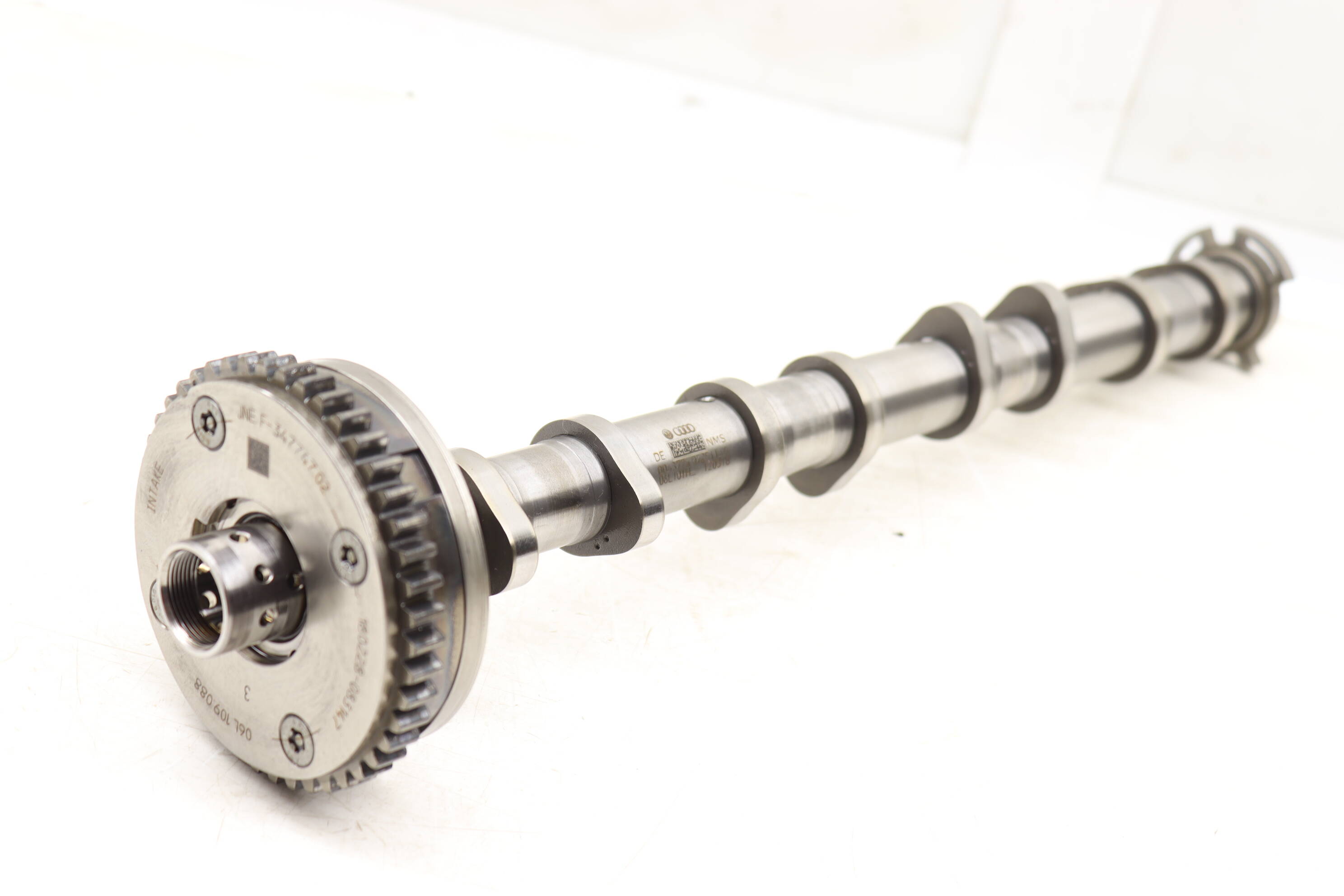 Audi Intake Cam / Camshaft (Inlet) 06L109088