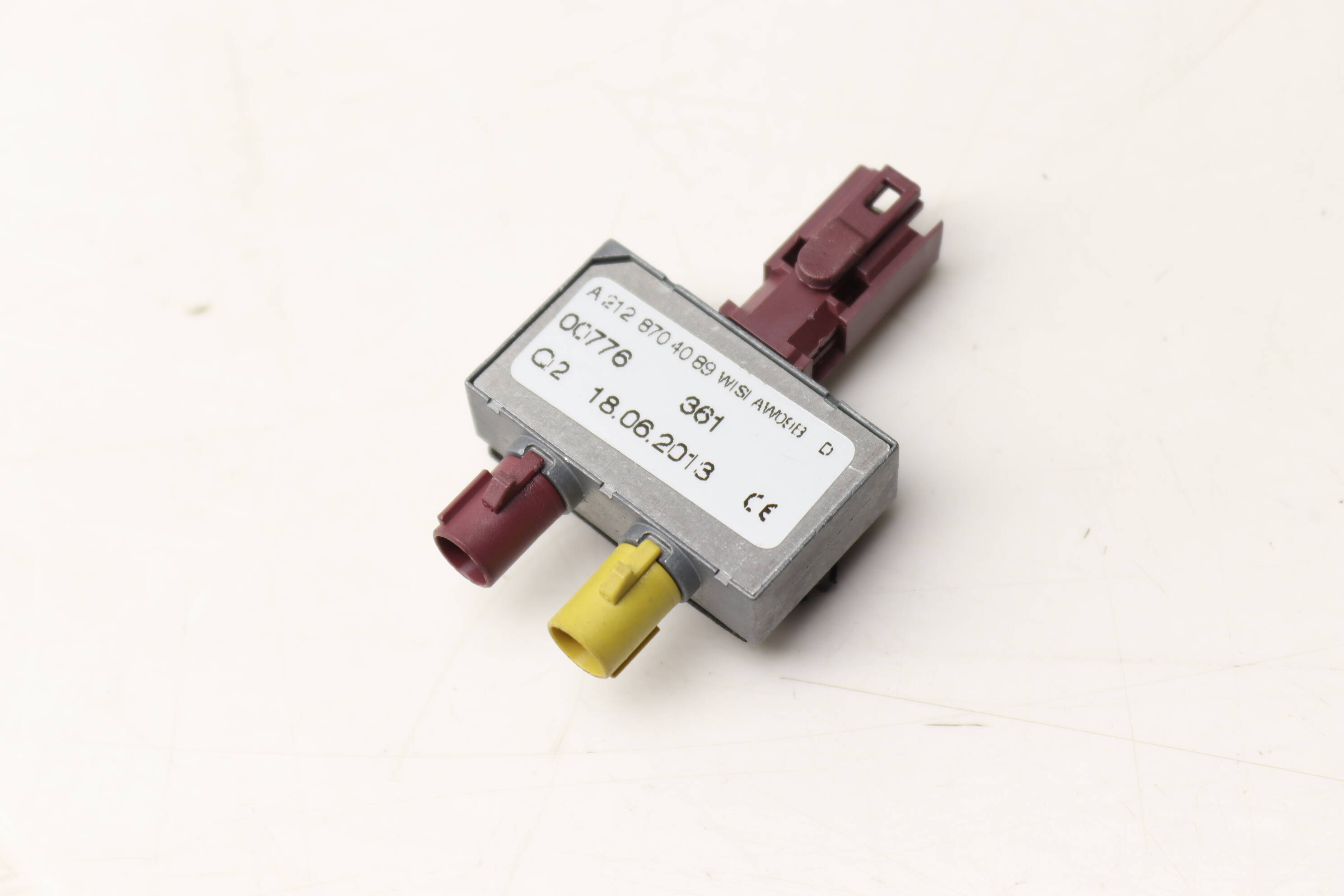 Mercedes-Benz Gps Antenna 2128704089