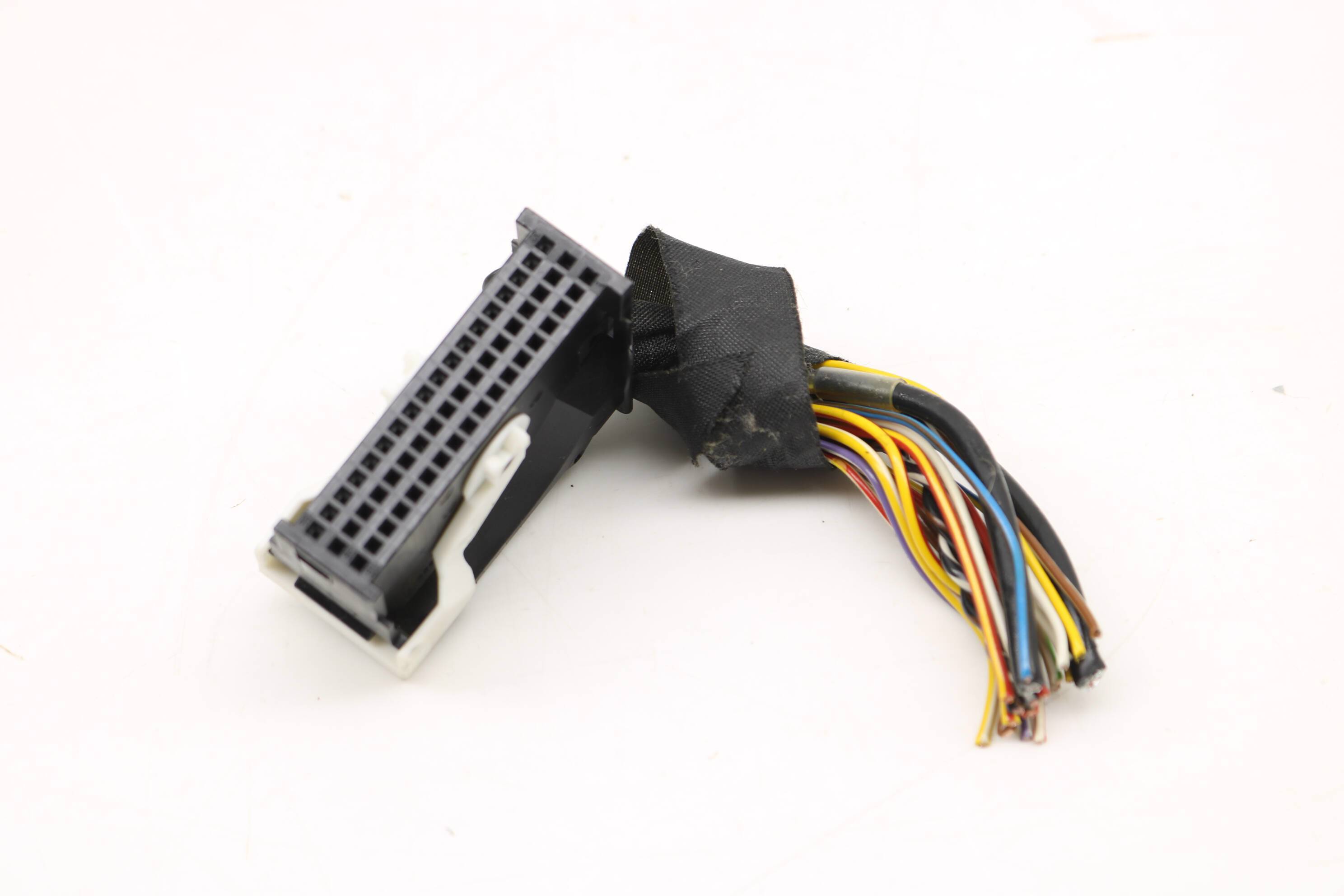 BMW Telematics Control Module Wiring Connector / Pigtail