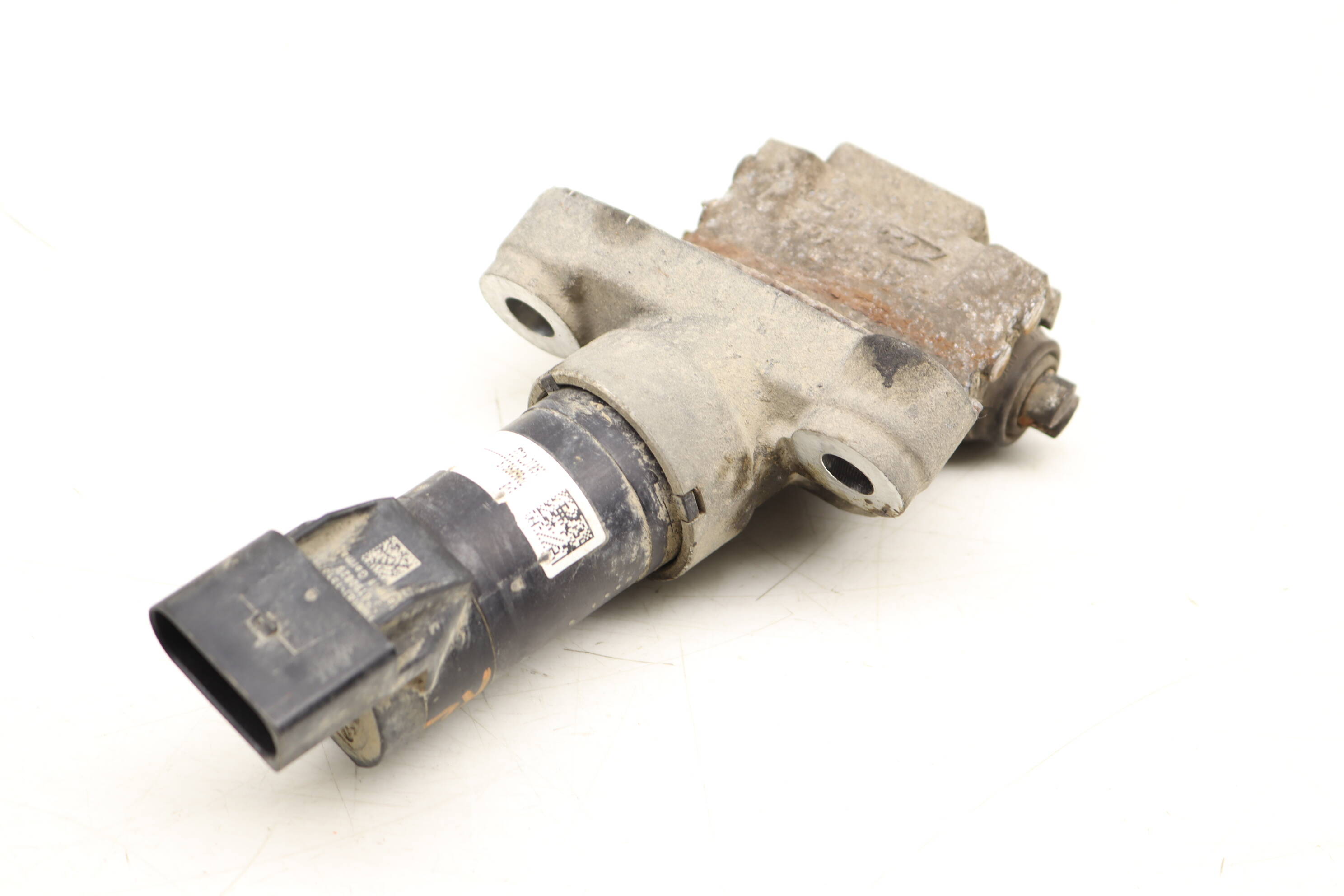 VW Rear Left Parking Brake Motor / Actuator (Touareg) 7P0609615