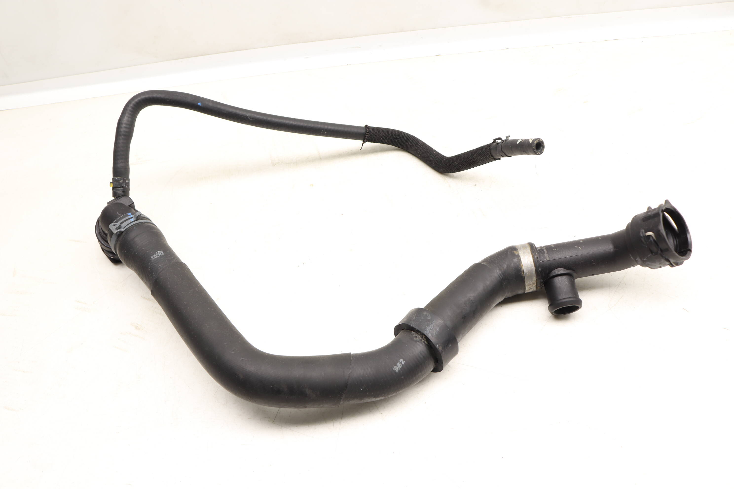 VW Upper Radiator Coolant Hose / Line (Tiguan) 5QN122101AL