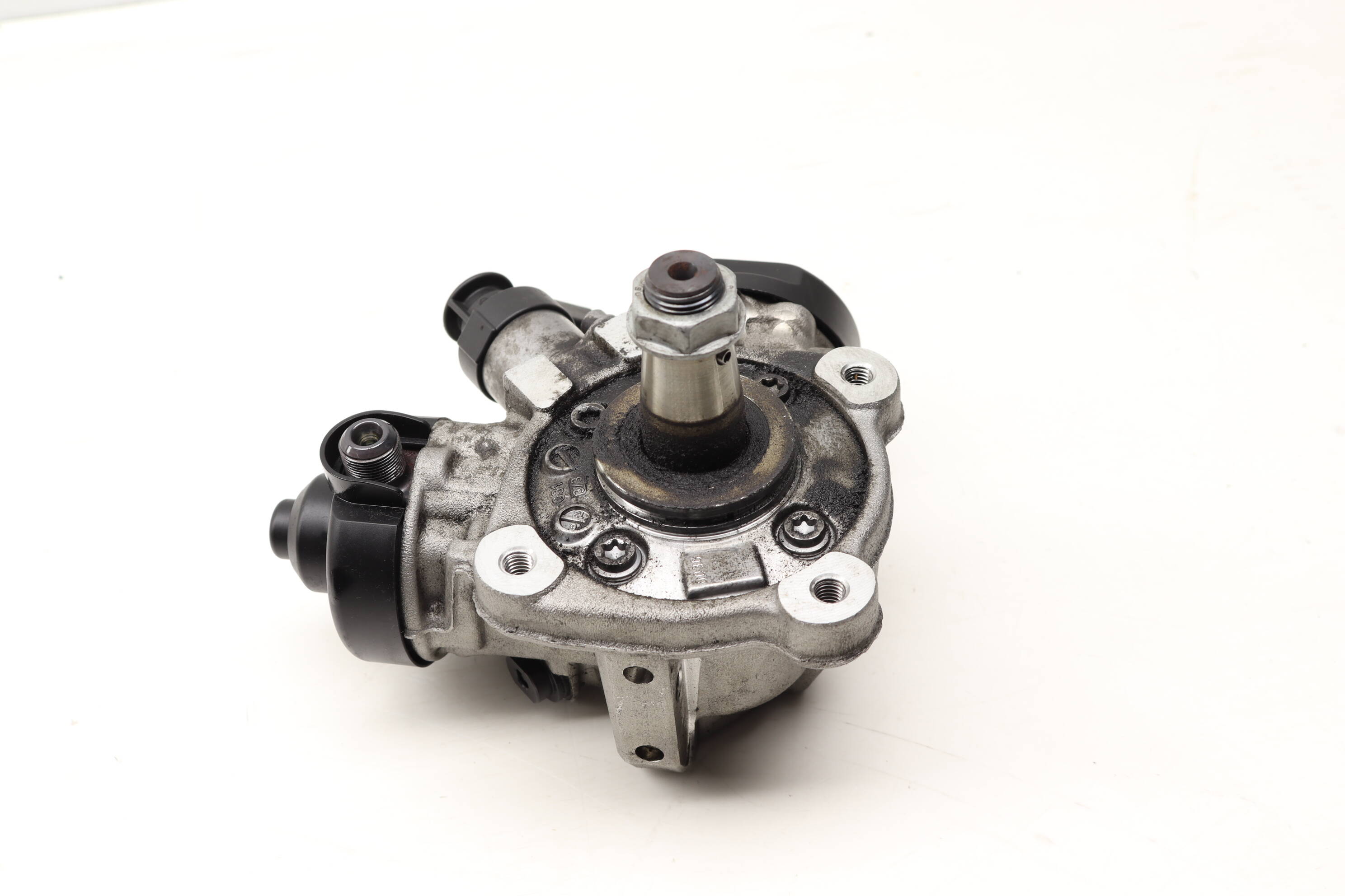 TDI HIGH PRESSURE FUEL PUMP / HPFP - AUDI Q7 VW TOUAREG - 059130755BE