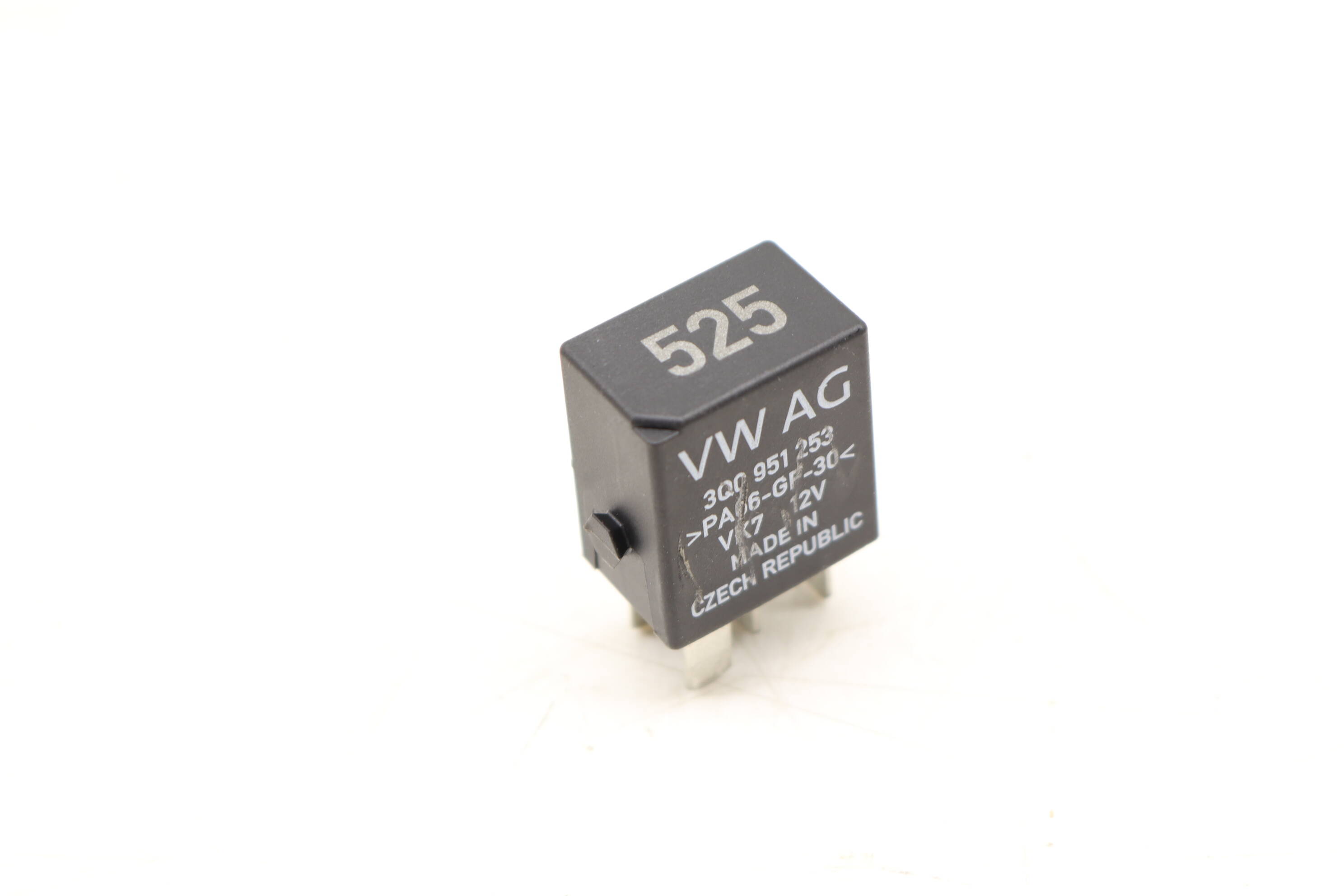 RELAY # 525 - VW ATLAS BEETLE GOLF ALLTRACK JETTA PASSAT - 3Q0951253