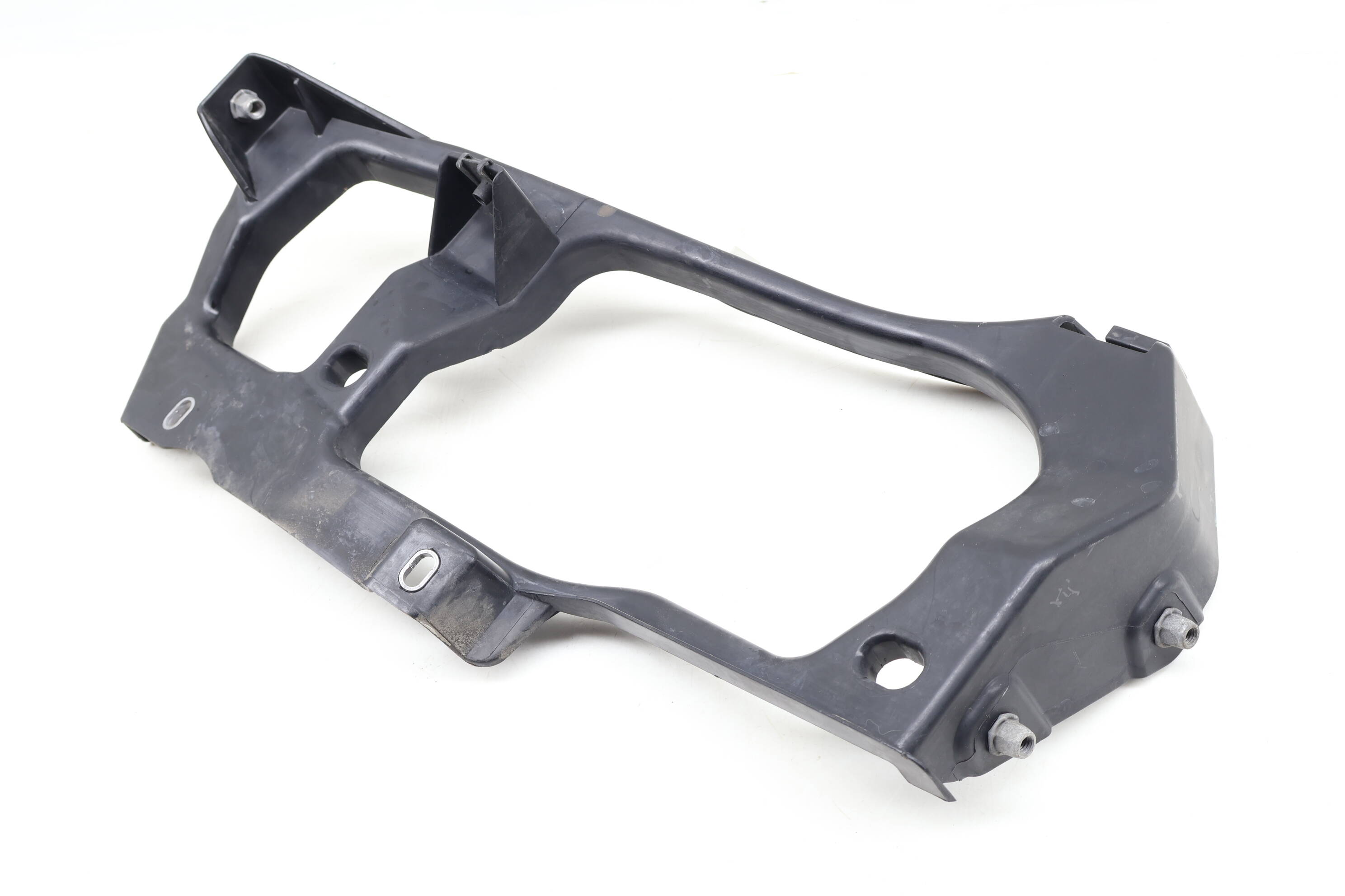 VW Left Headlight Mount / Bracket (Touareg) 7P6806509