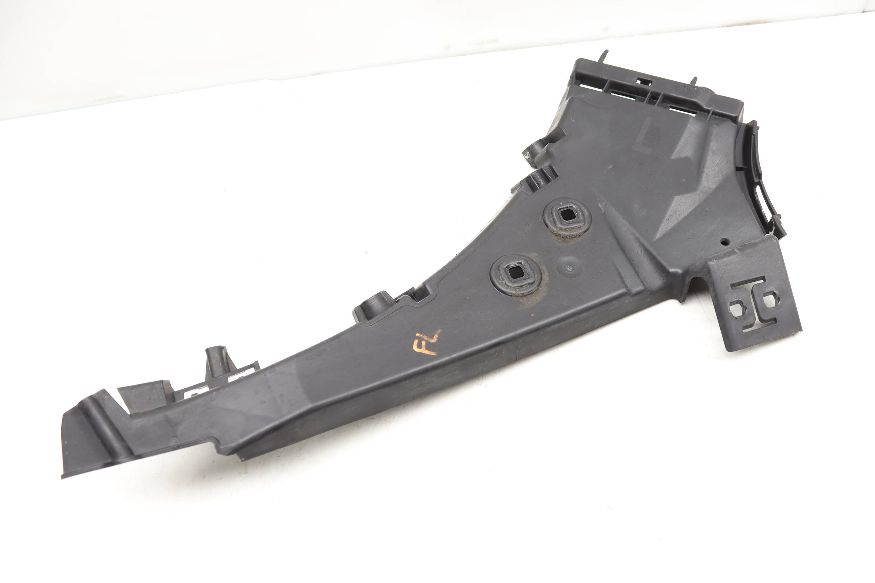 FRONT LEFT - BUMPER MOUNT / BRACKET - AUDI Q7 - 4L0807283B