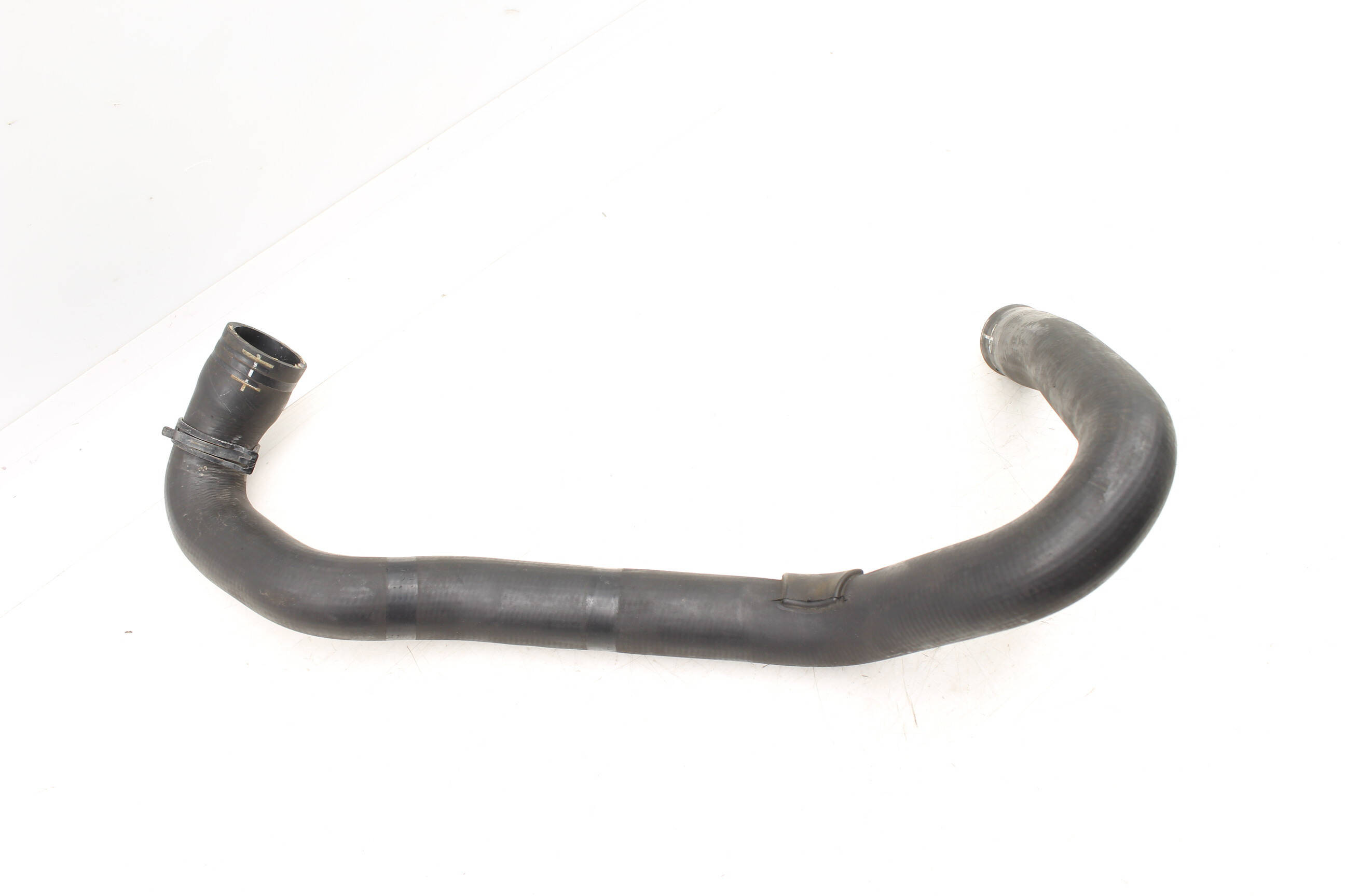COOLANT / WATER HOSE - AUDI Q7 VW TOUAREG - 7L0815982