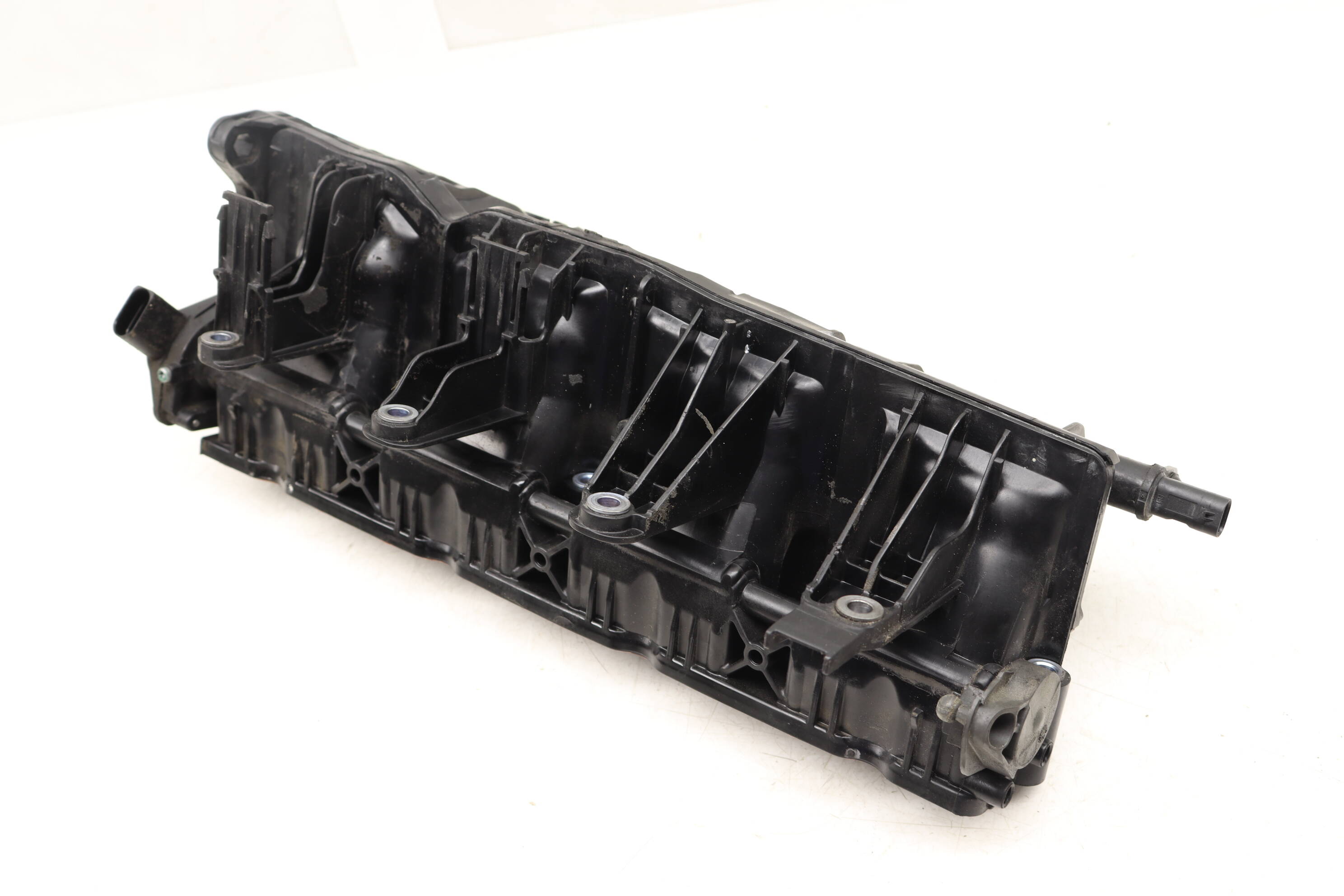 Audi Lower Intake Manifold Air Distribution Housing 079133109BF