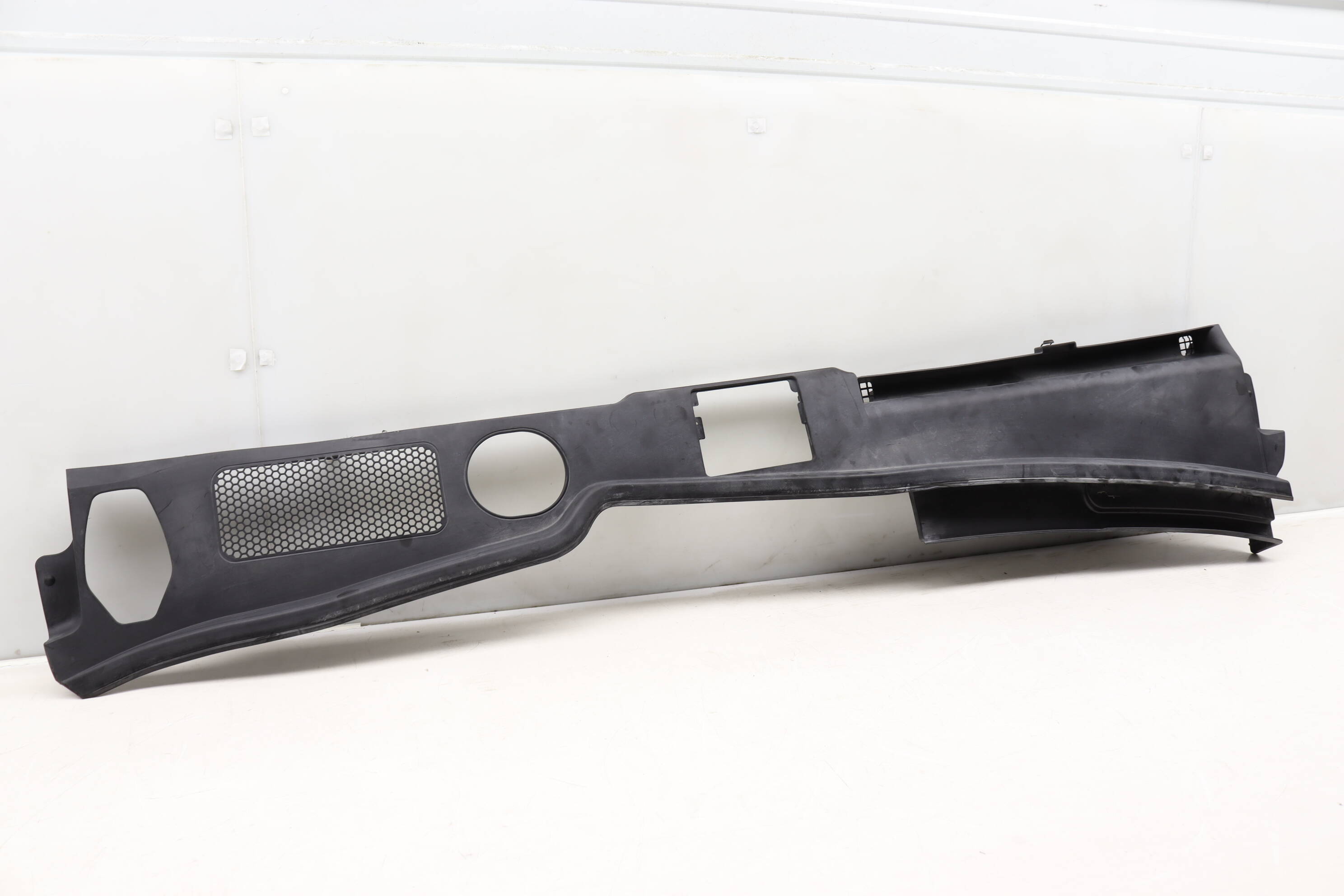 Audi Firewall Engine Bay Cowl Cover (Q5, SQ5) 8R1819447C