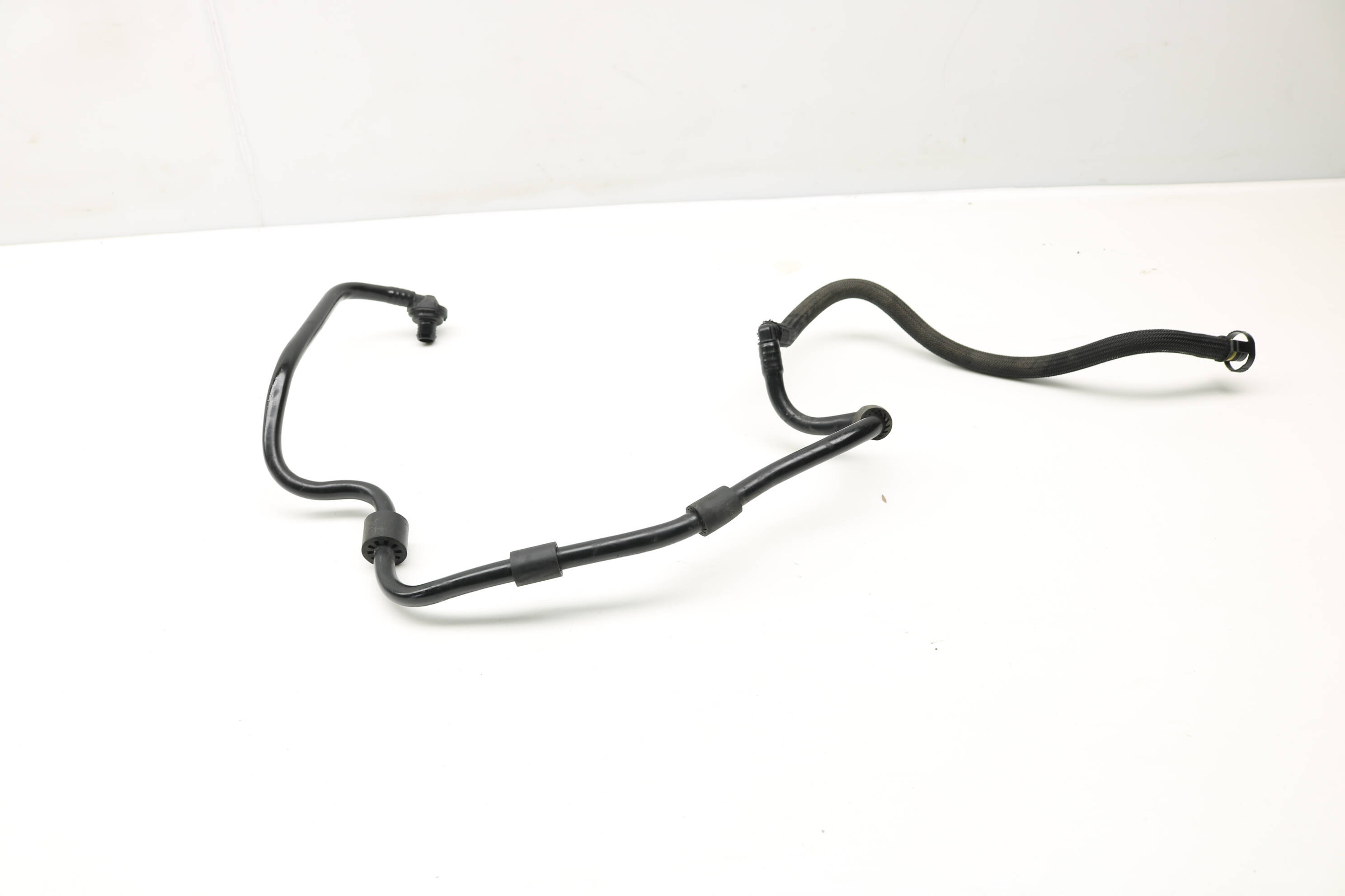 BMW Vacuum Hose / Line / Pipe (528i xDrive, 528i) 11667591539