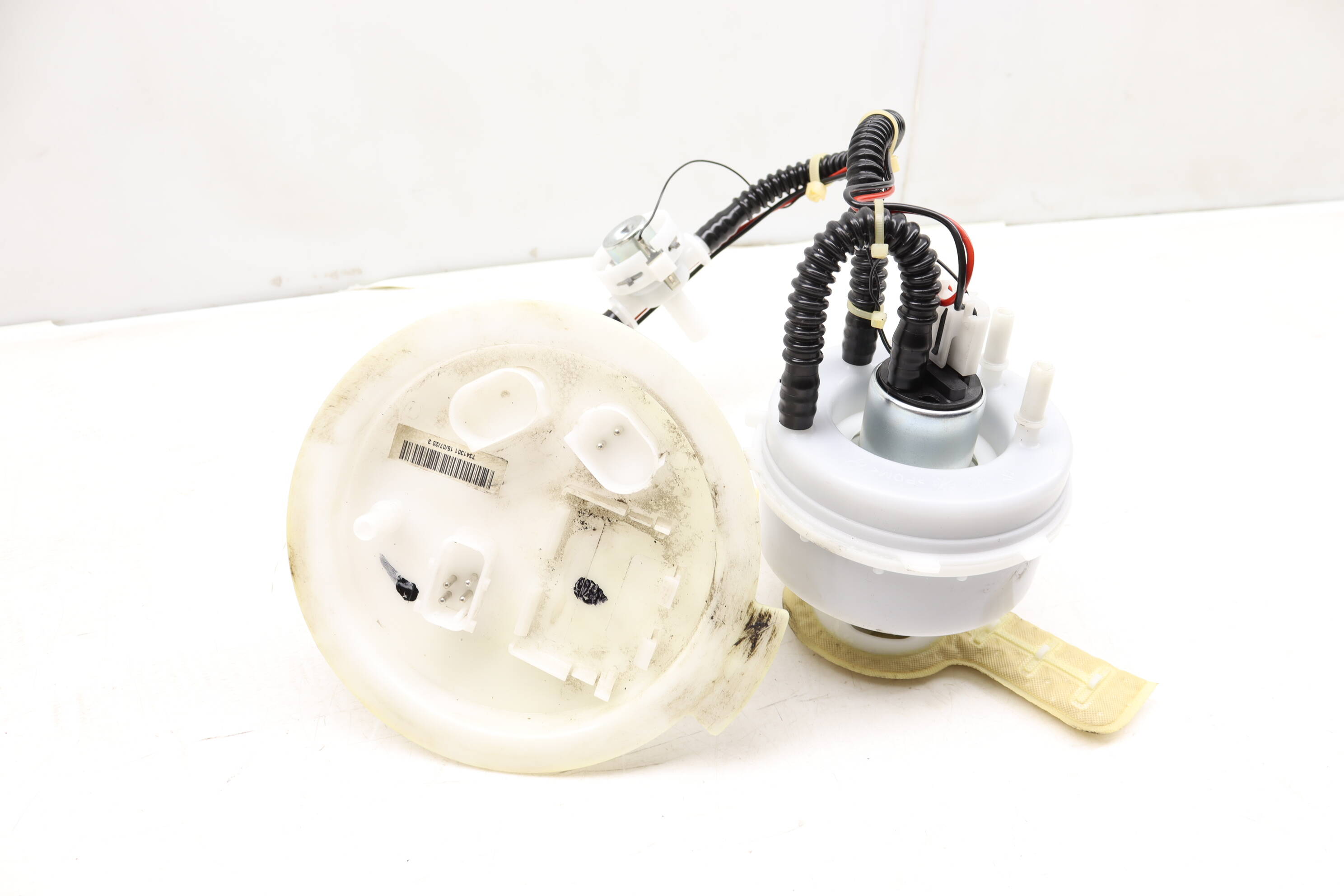 BMW In-Tank Fuel Pump Assembly 16117341301